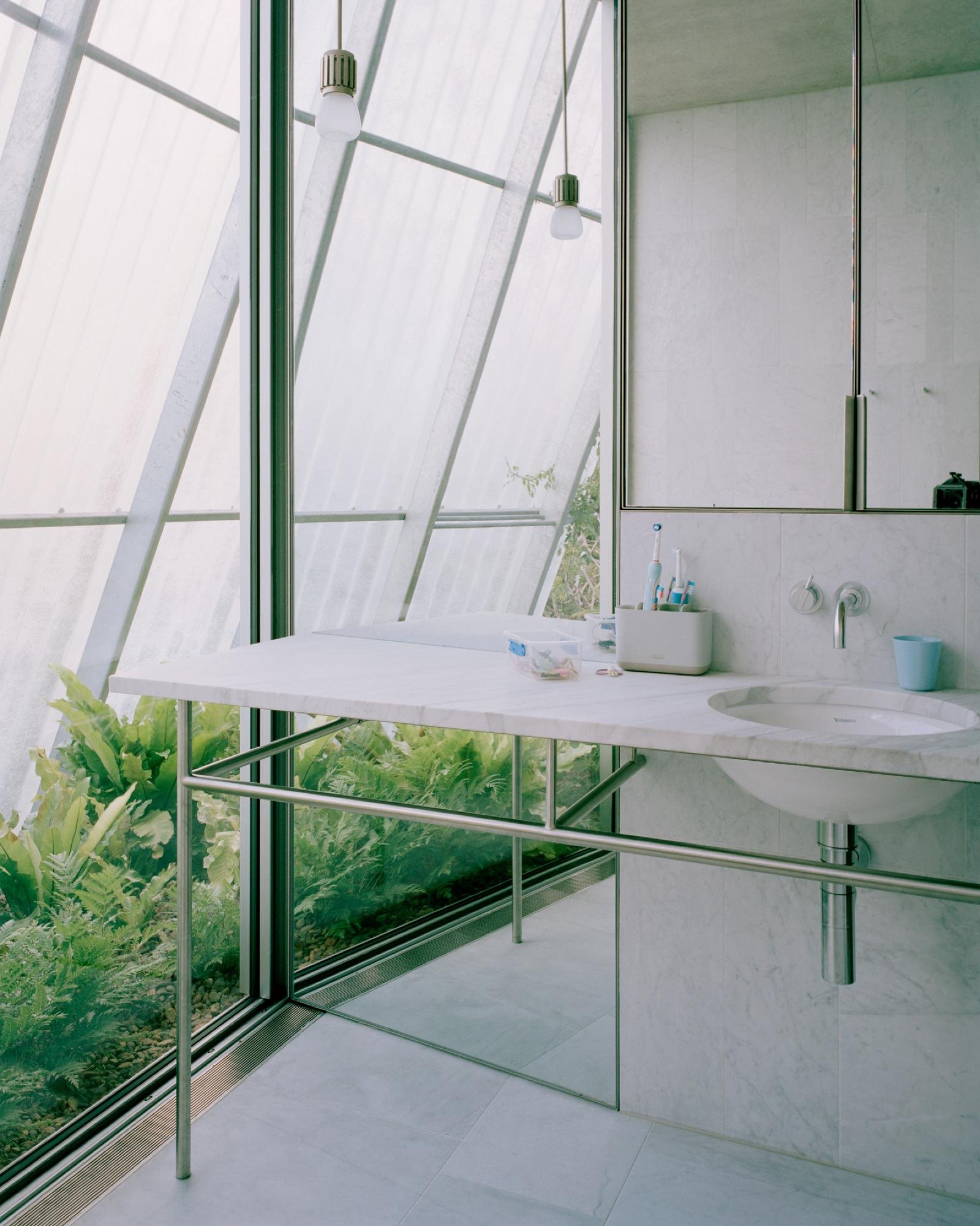 Clifton House By Anthony Gill Architects | The Radical Project