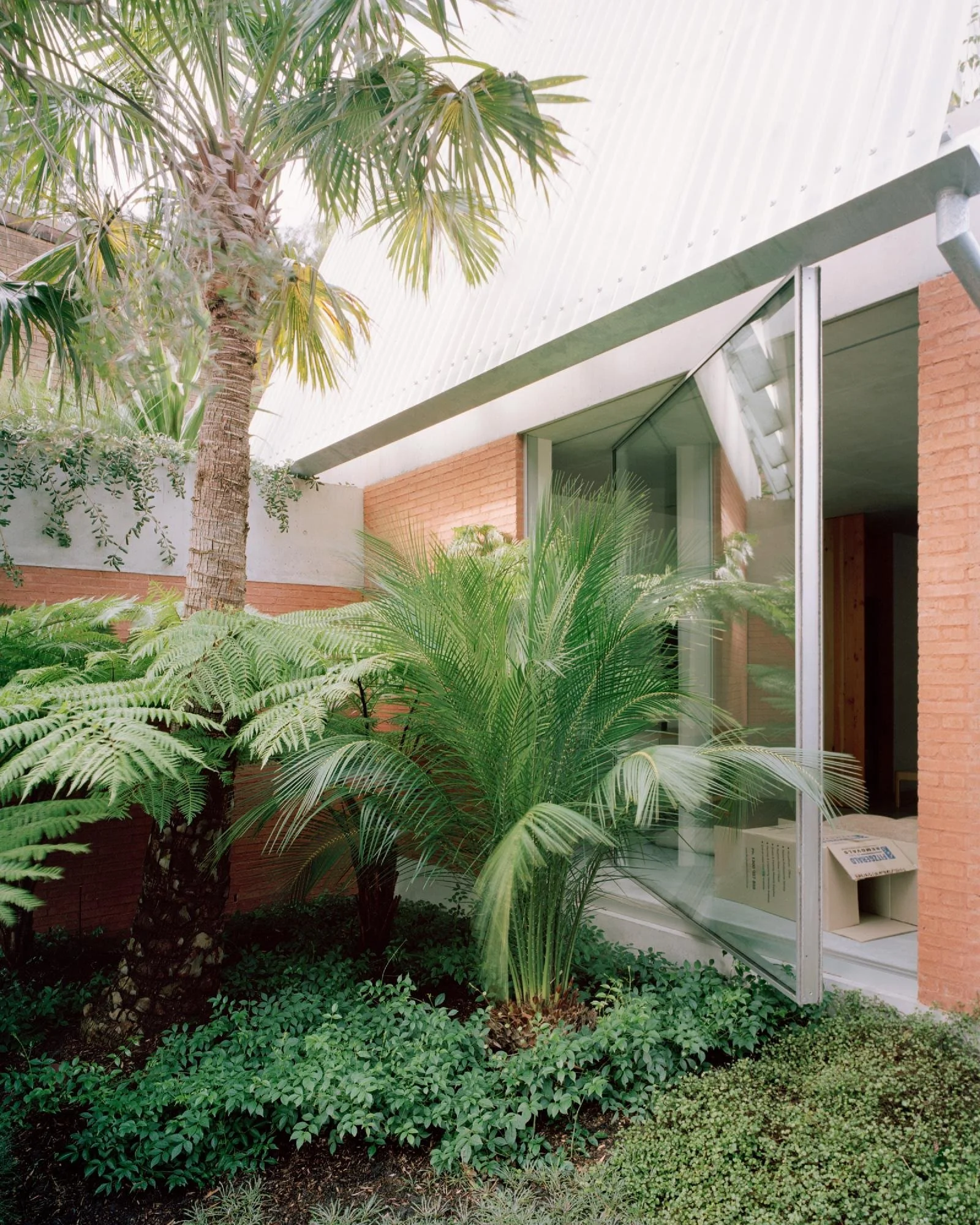 Clifton House By Anthony Gill Architects | The Radical Project