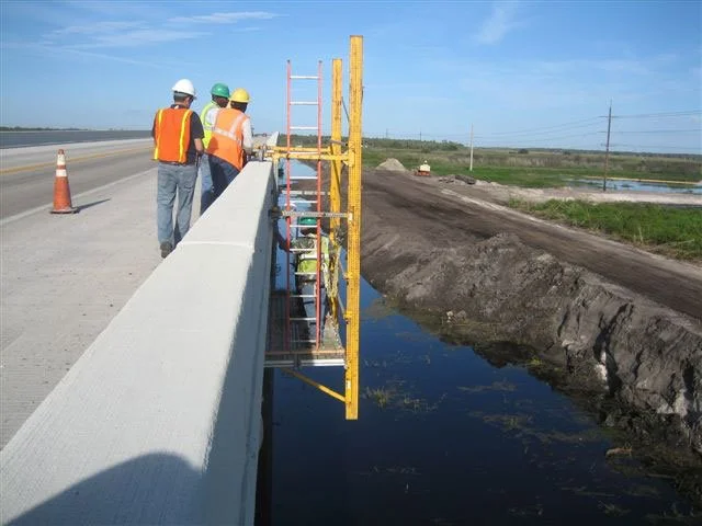 Gallery 3 — SWING-LO SUSPENDED SCAFFOLD COMPANY
