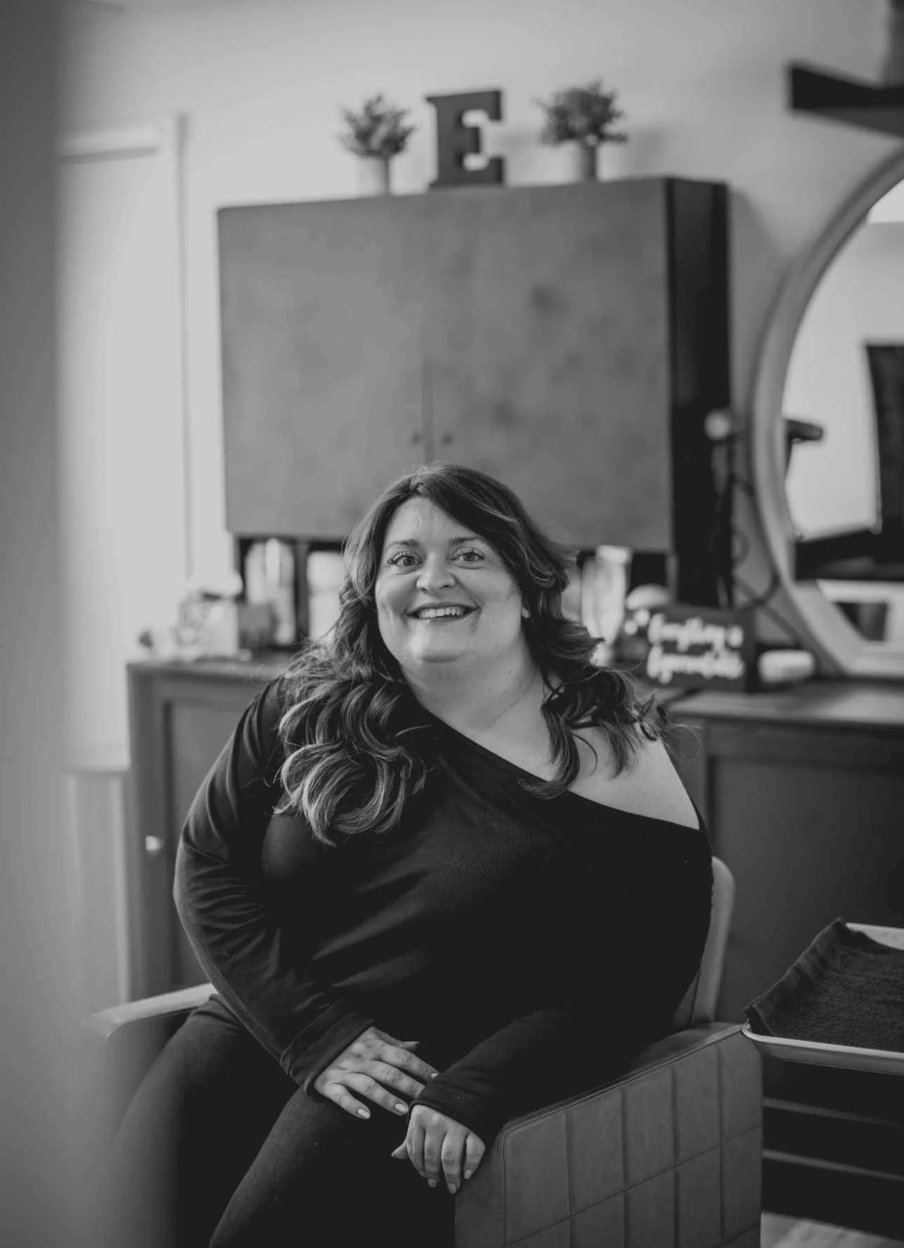 Team 1 — Mane Salon Suites