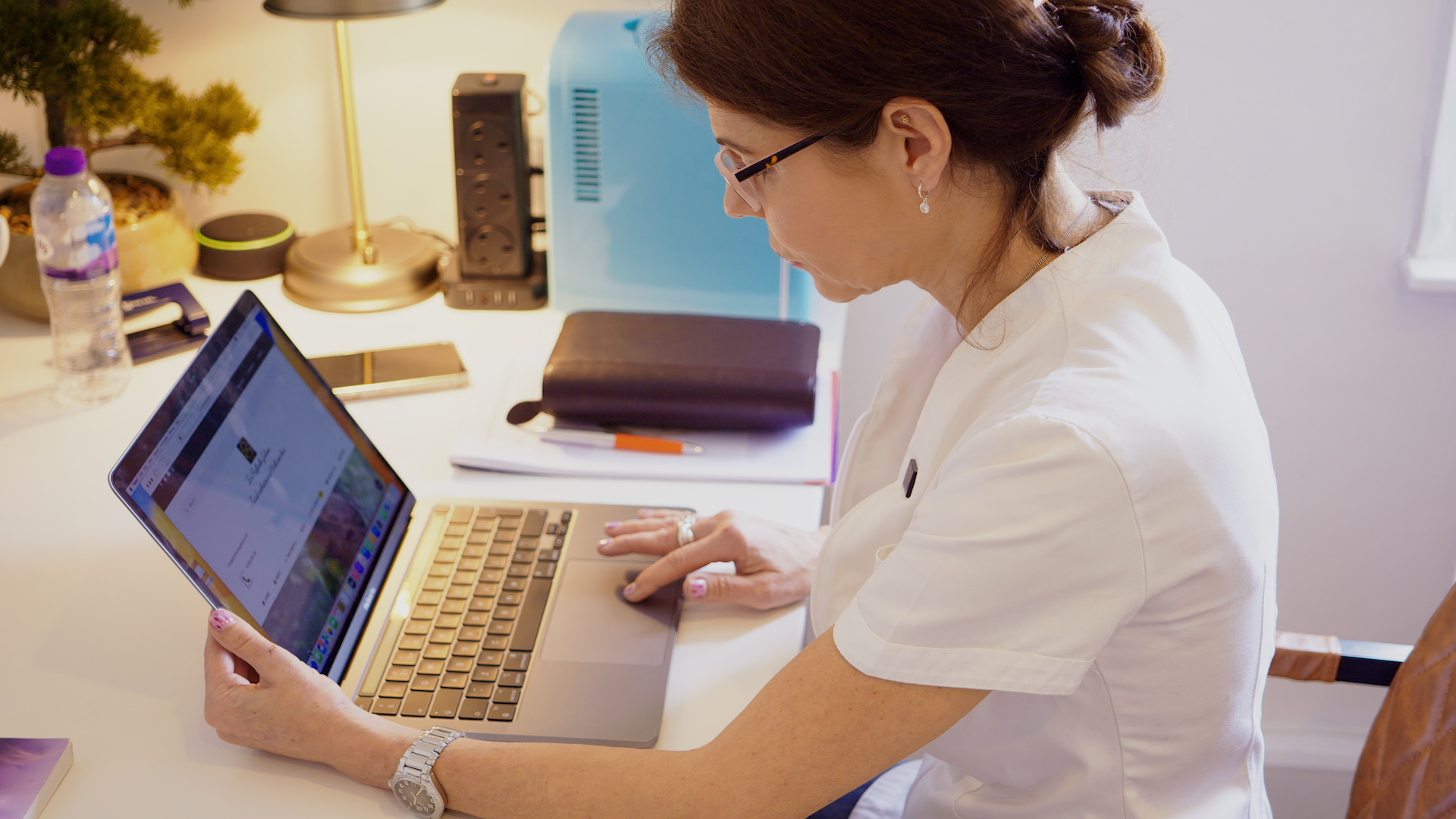 7 Questions with Dr Raffaella Gabassi – DERMACLARITE