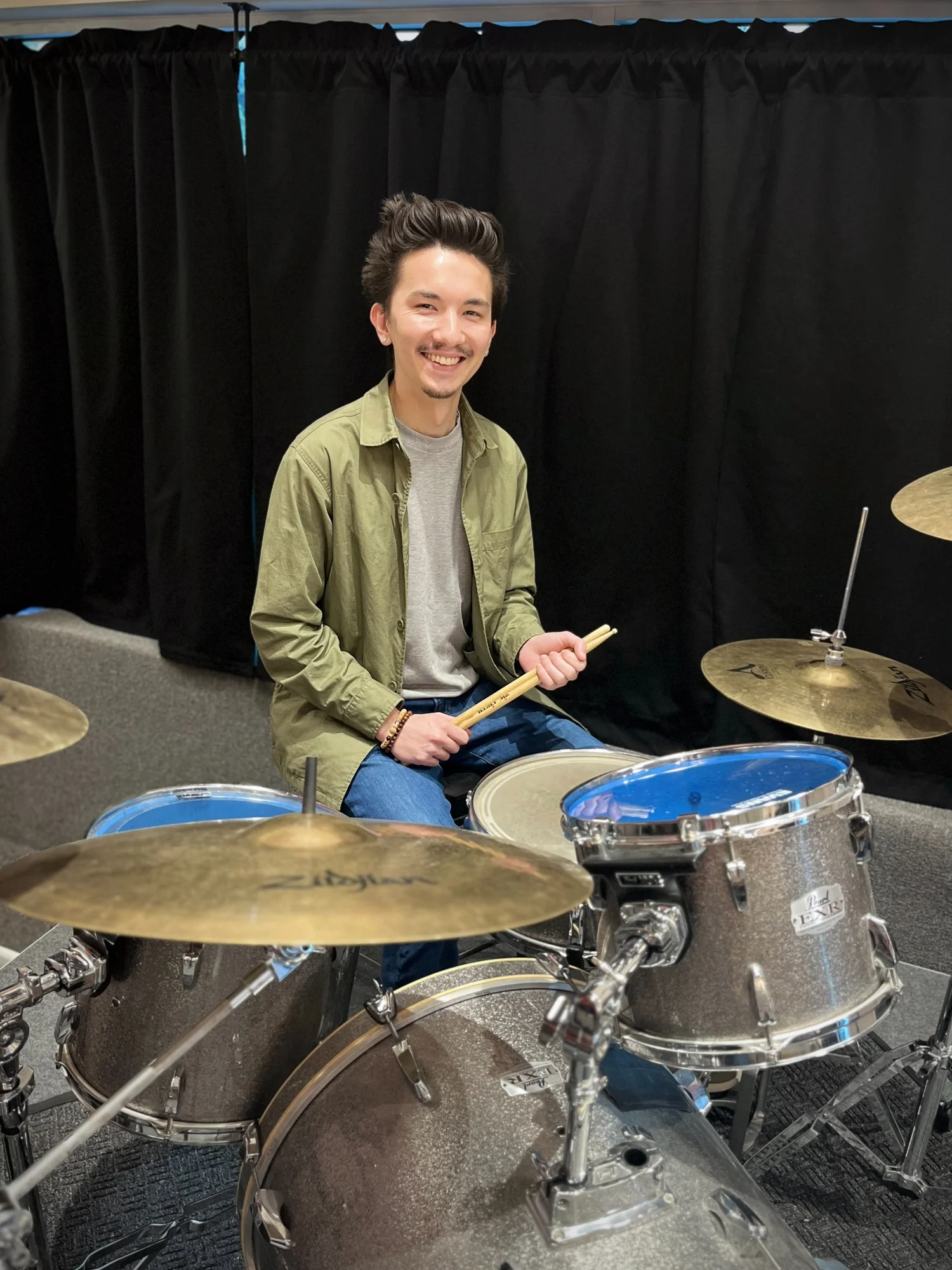Chris Hoffman - Music Teacher - Vanguard Arts Center - Chantilly, VA ...