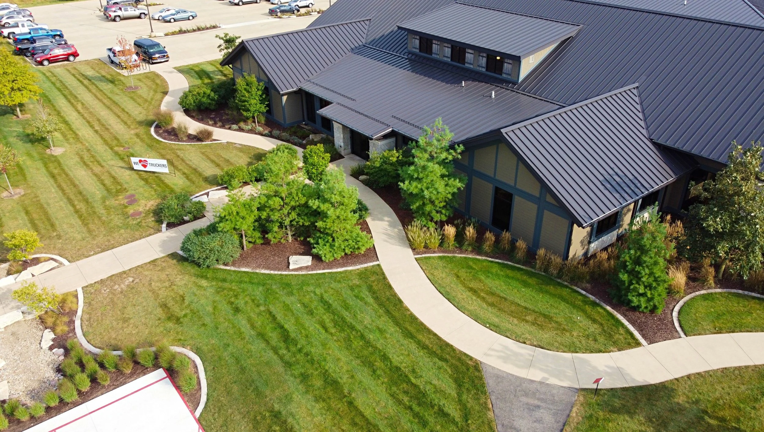 COMMERCIAL CAMPUS — Brookside Landscapes