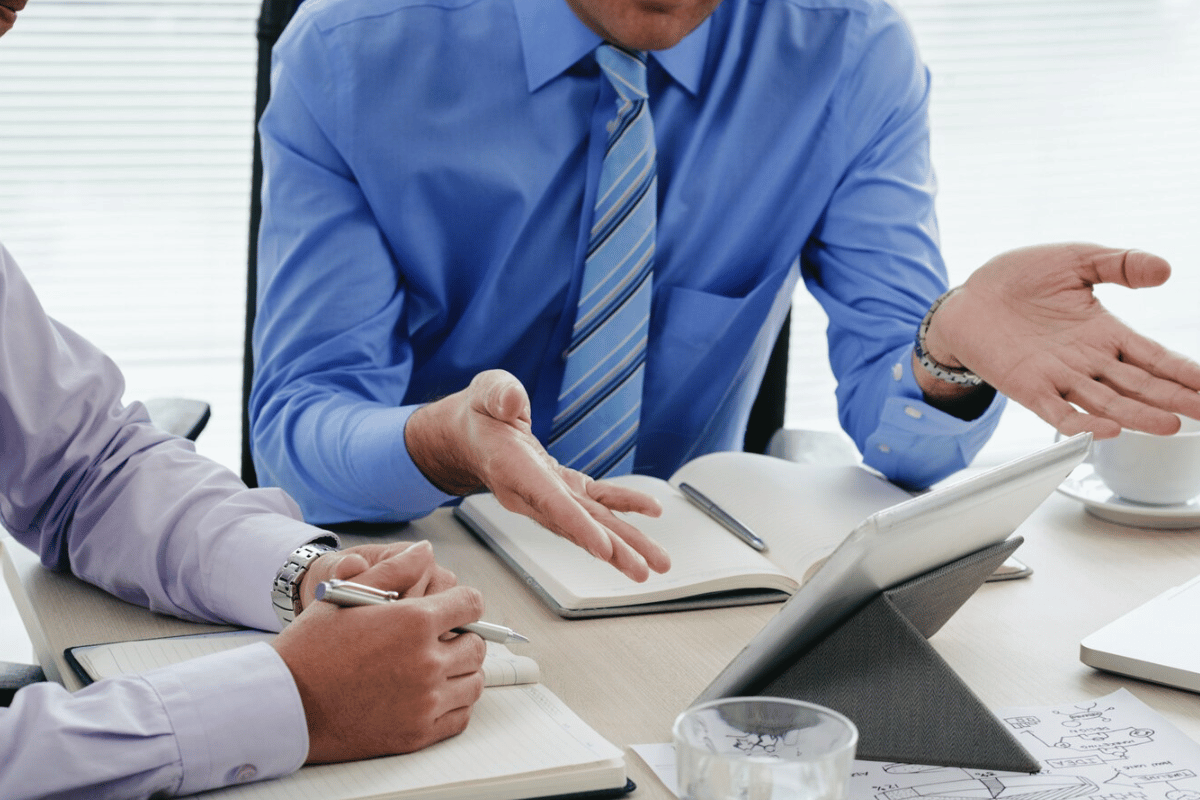 Tiger 21 vs. YPO (vs. Long Angle): Which HNW Community is Right for You?