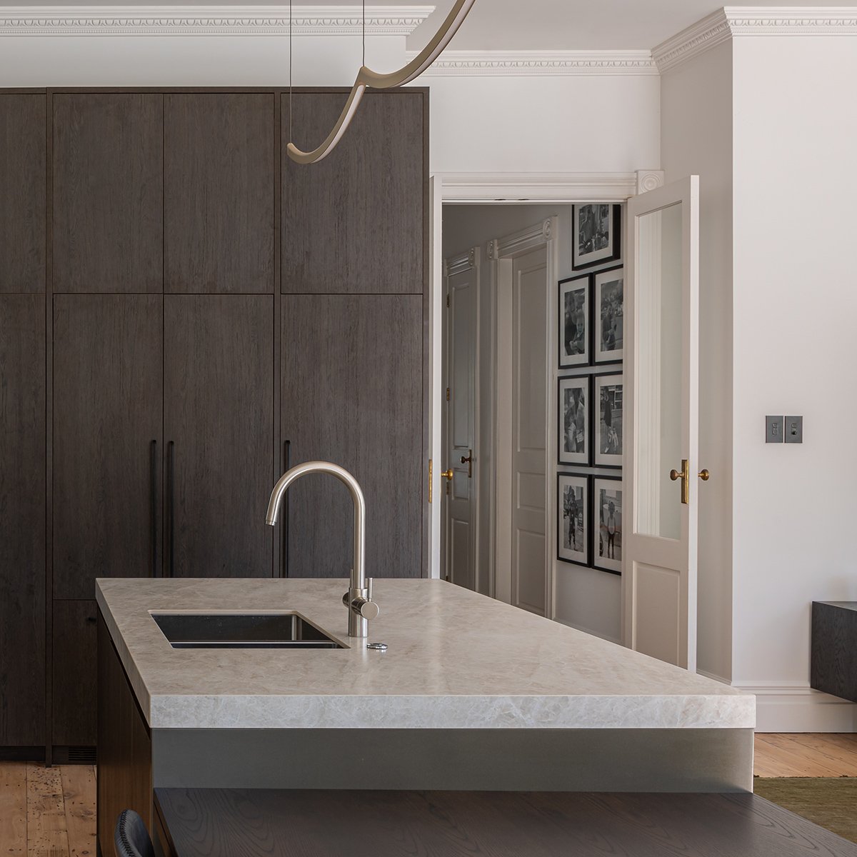 A Modern Family Home with Melteca Warmth and Texture — Residium