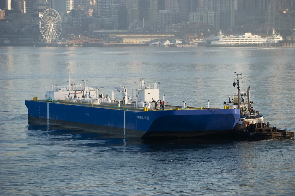 Tank Barge Design & Marine Engineering | Liquid Cargo Transport ...