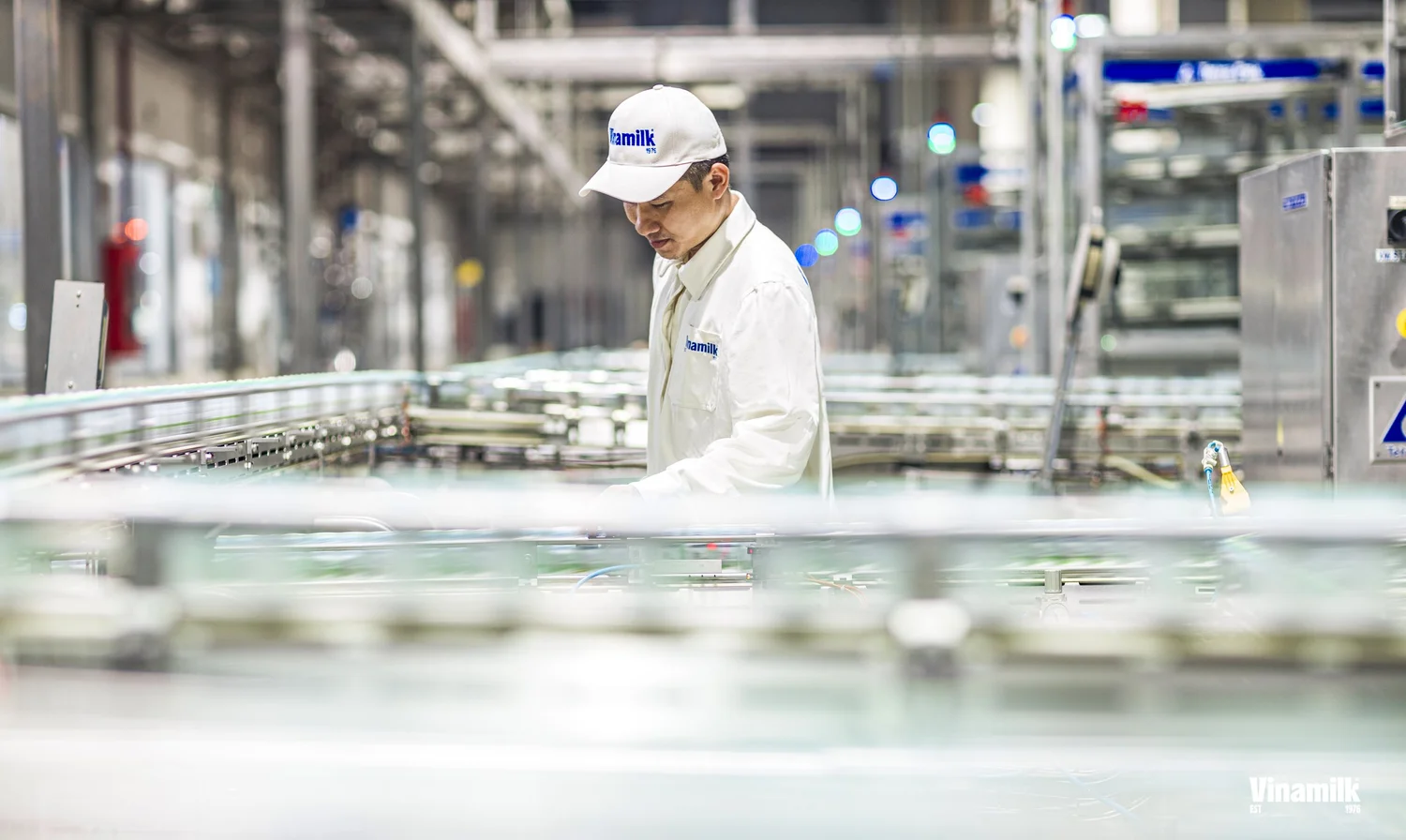 VINAMILK - HUMAN, FACTORY & FARM — HAI-TÁM-HAI