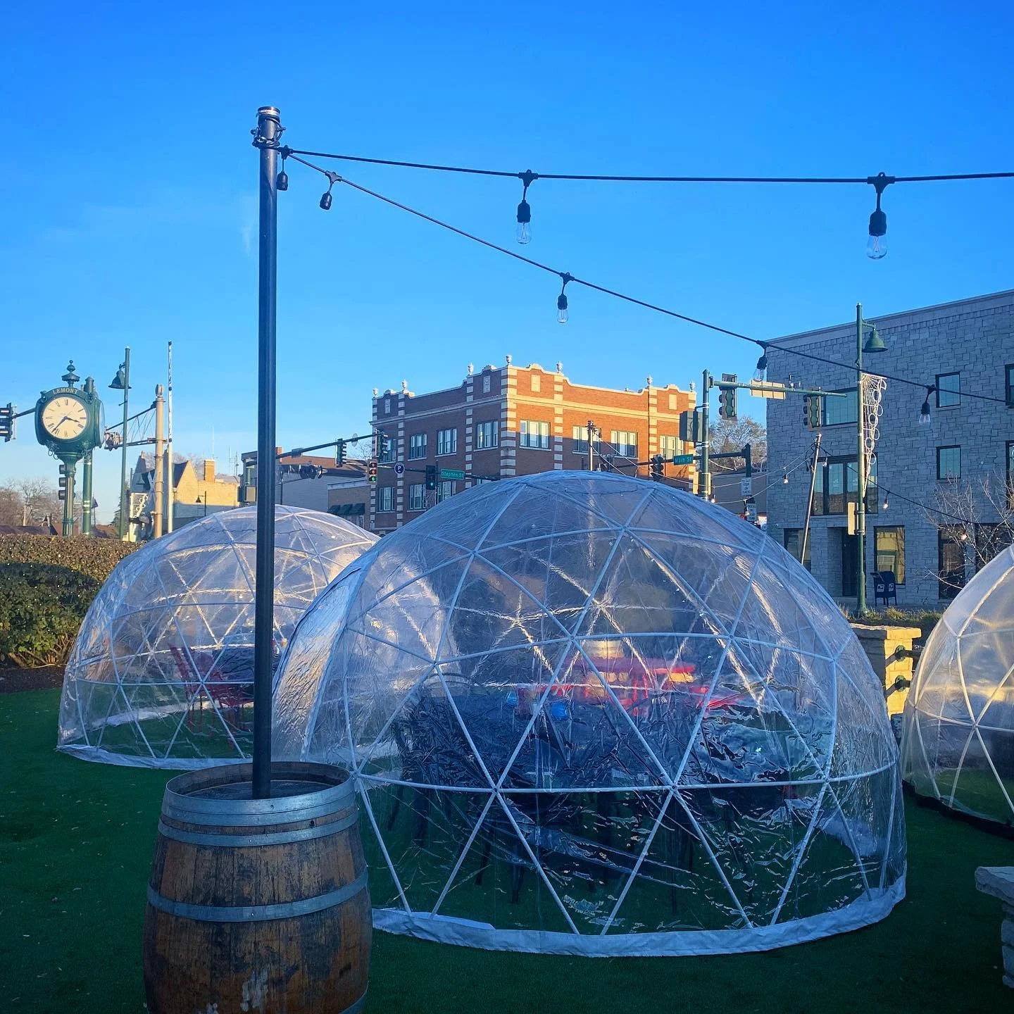 Igloos, Globes, Cabanas and other Outdoor Dining Options During the ...