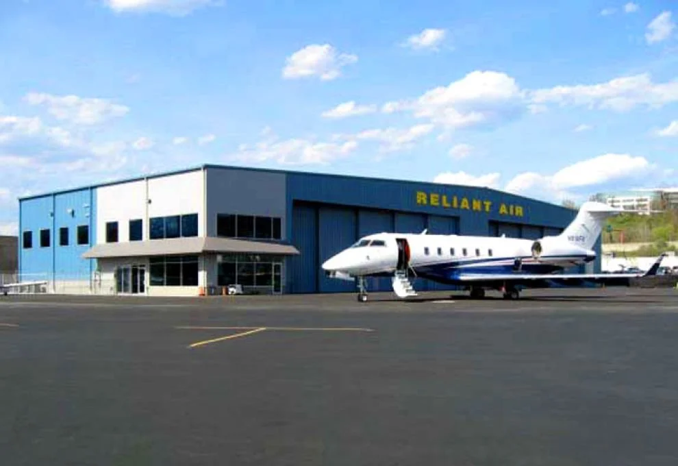 Danbury's Premier FBO | Discover Aviation Excellence Today — Reliant Air