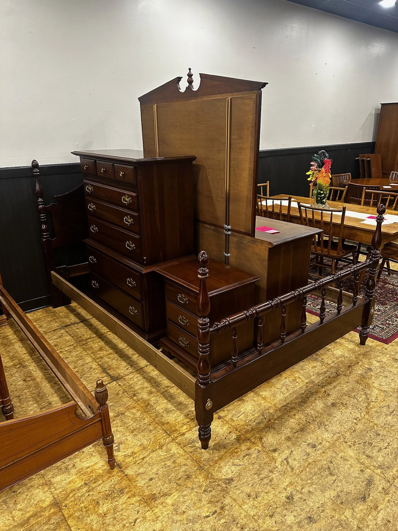 Inventory — Tam's Treasures Vintage Shop