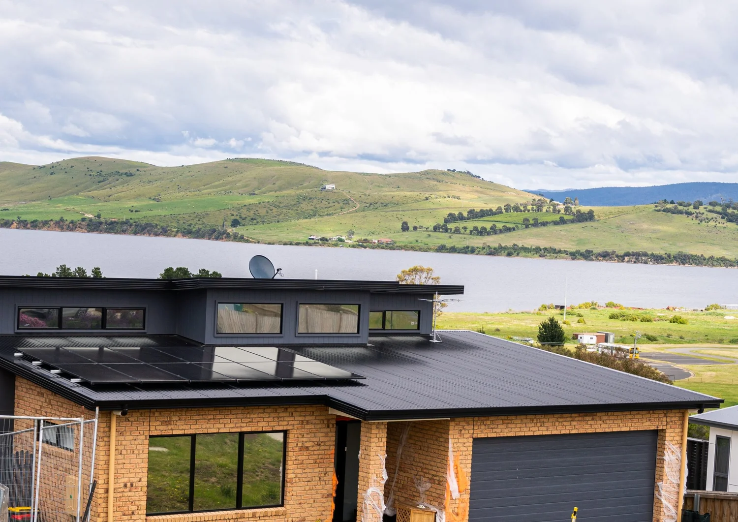 Residential Solar Panels Maximum Solar residential-solar-panels-maximum-solar