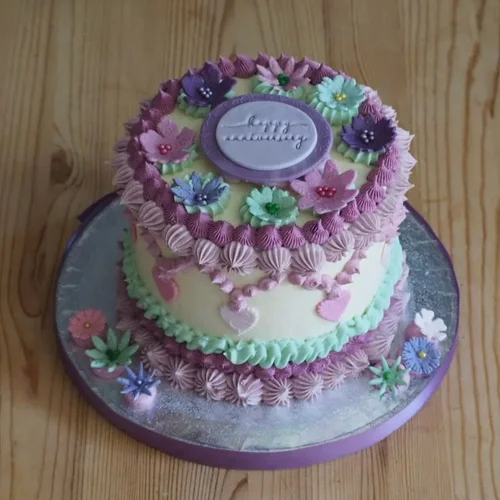 Gorgeous cake and unique to us — Judith Bond Cakes