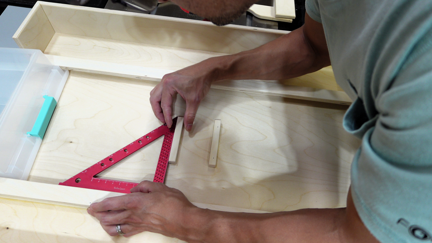 Build a DIY Folding LEGO Table with Storage | Step-by-Step Guide and ...