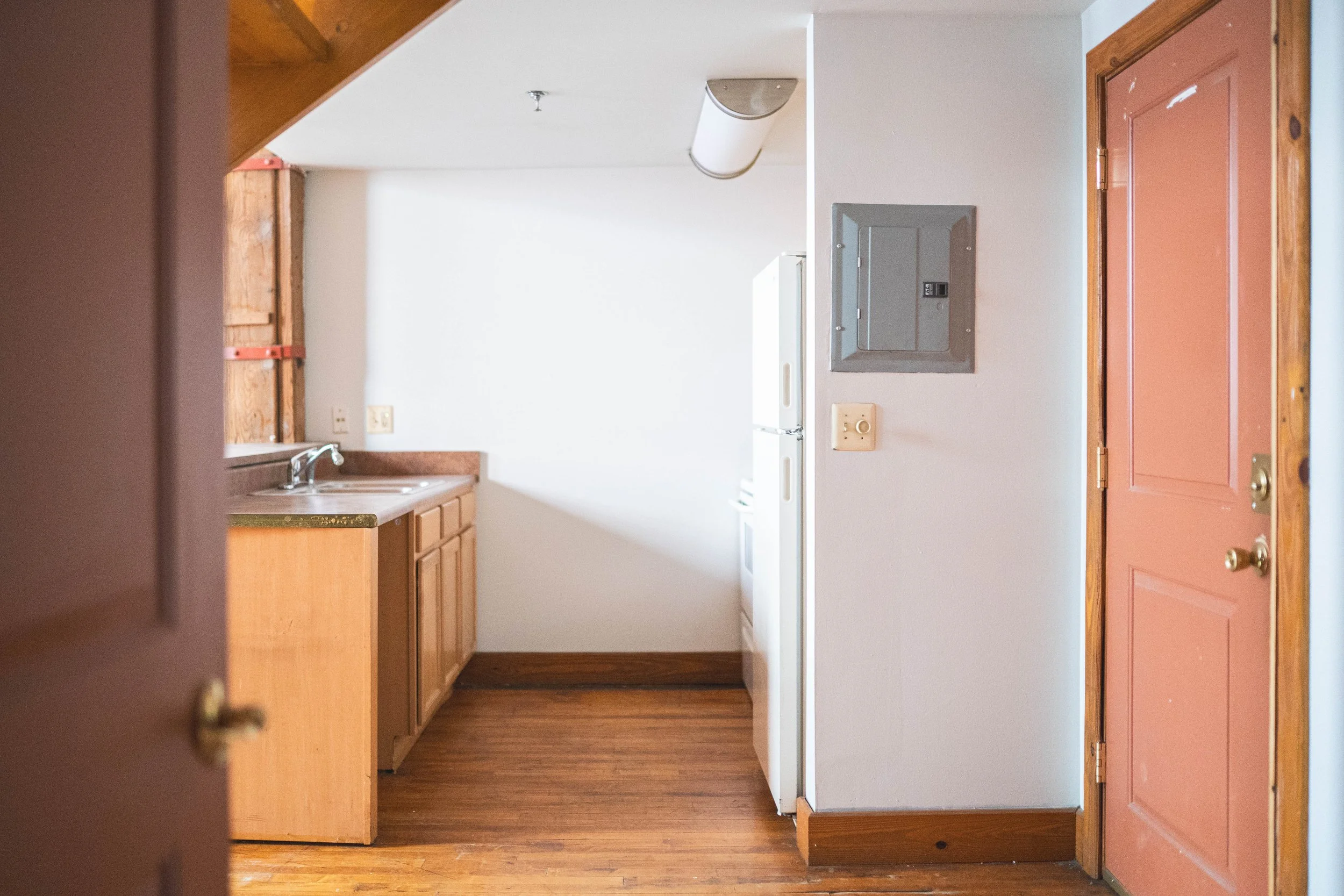 Grand Lofts - 1 Bed 1.5 Bath — Loft Place