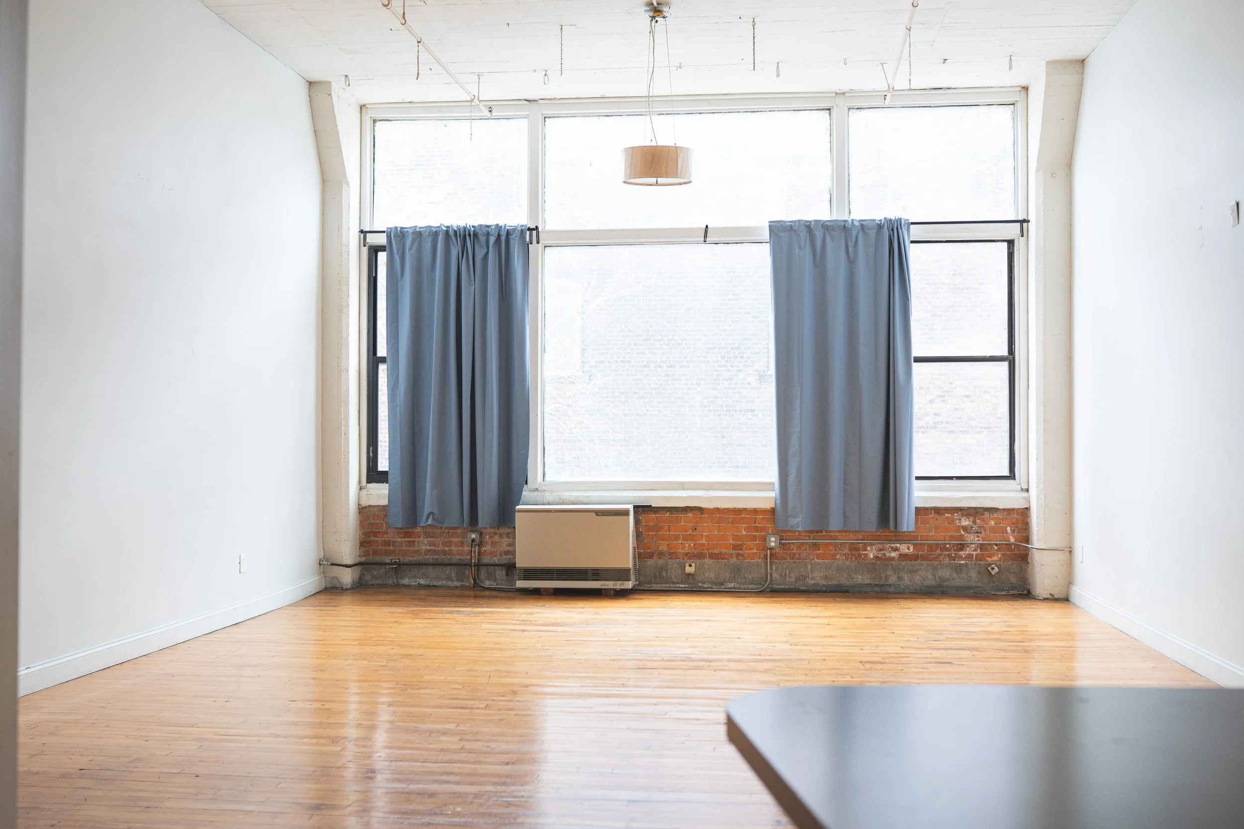 Hudson's Lofts - 1 Bed 1 Bath 219 — Loft Place