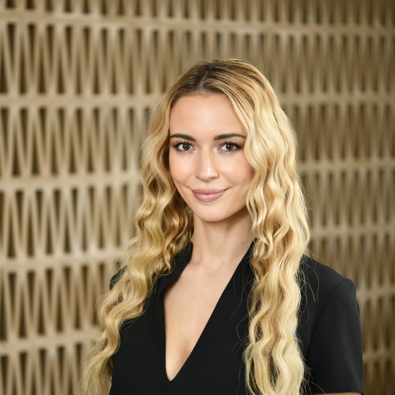 STAFF — ROOKSTOOL SALON