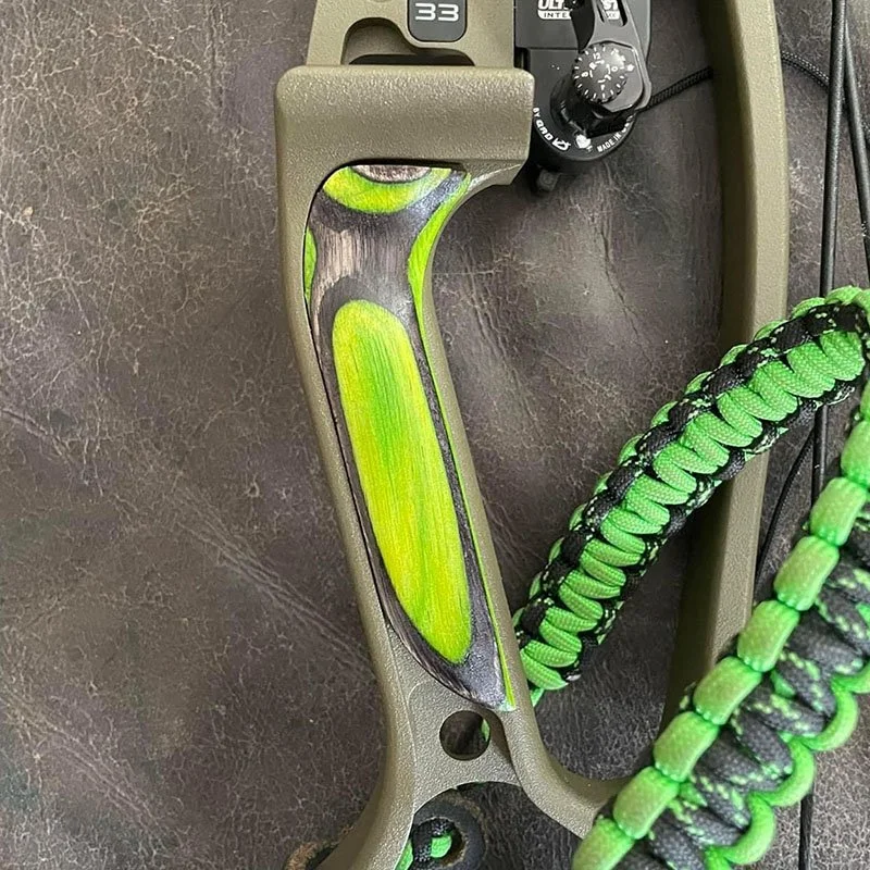 Black Claw Grips