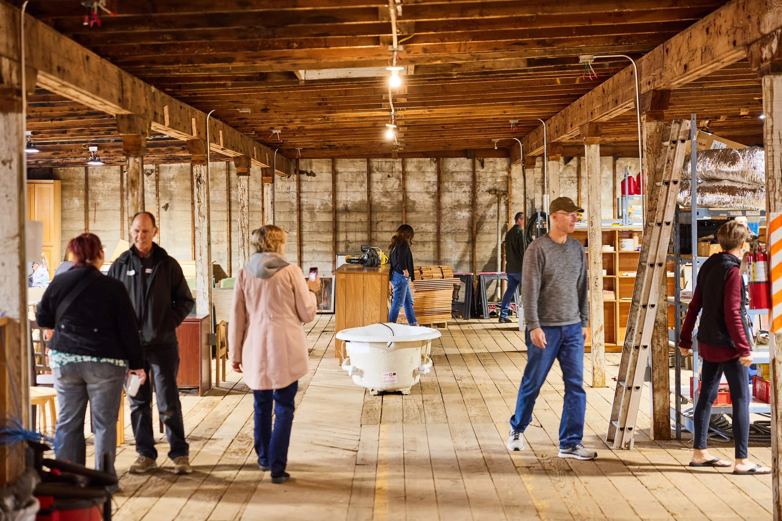 Waste Loop - Sustainable Solutions for a Cleaner Future