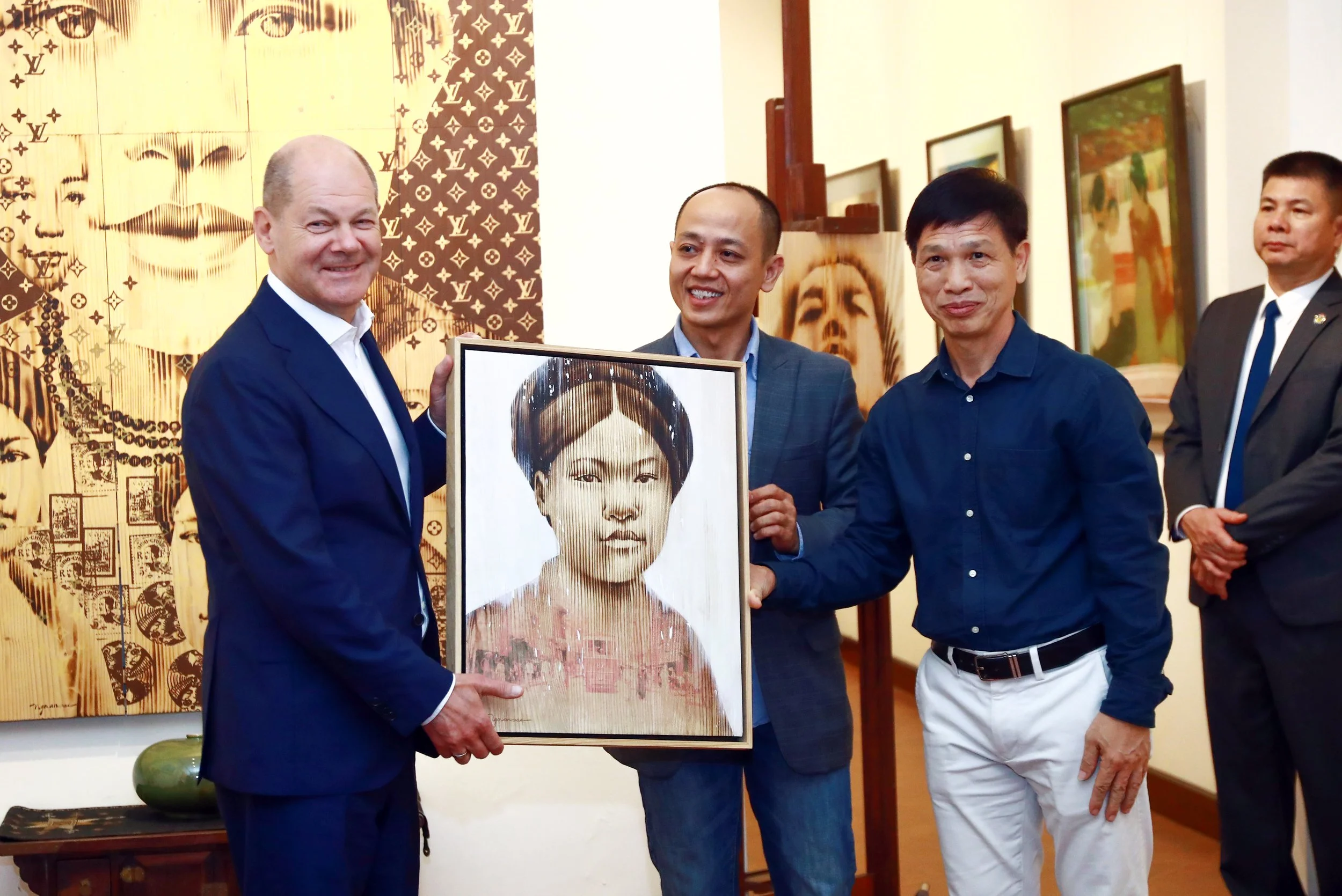Our Story — Thang Long Art Gallery