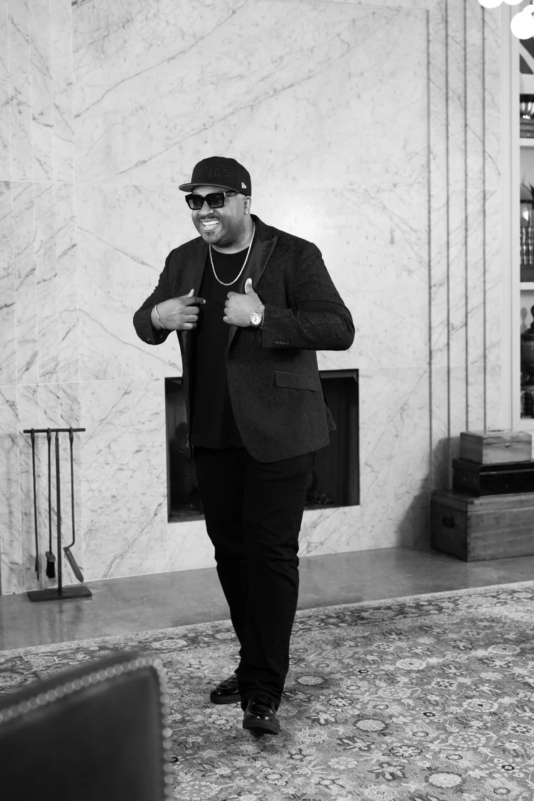 DJ D Jones | Chicago's Upscale Luxury Wedding & Event DJ