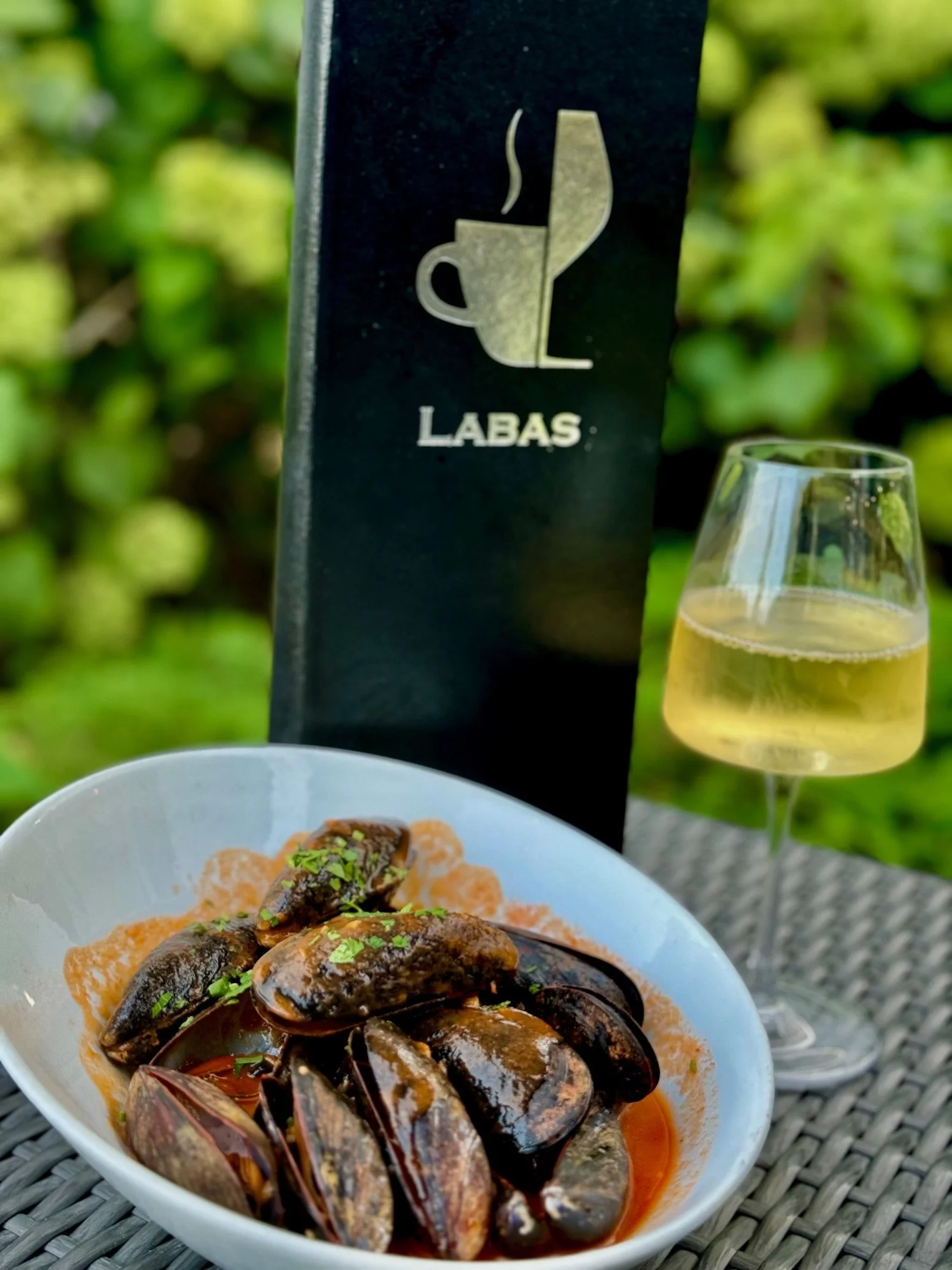 Labas Latte & Vino