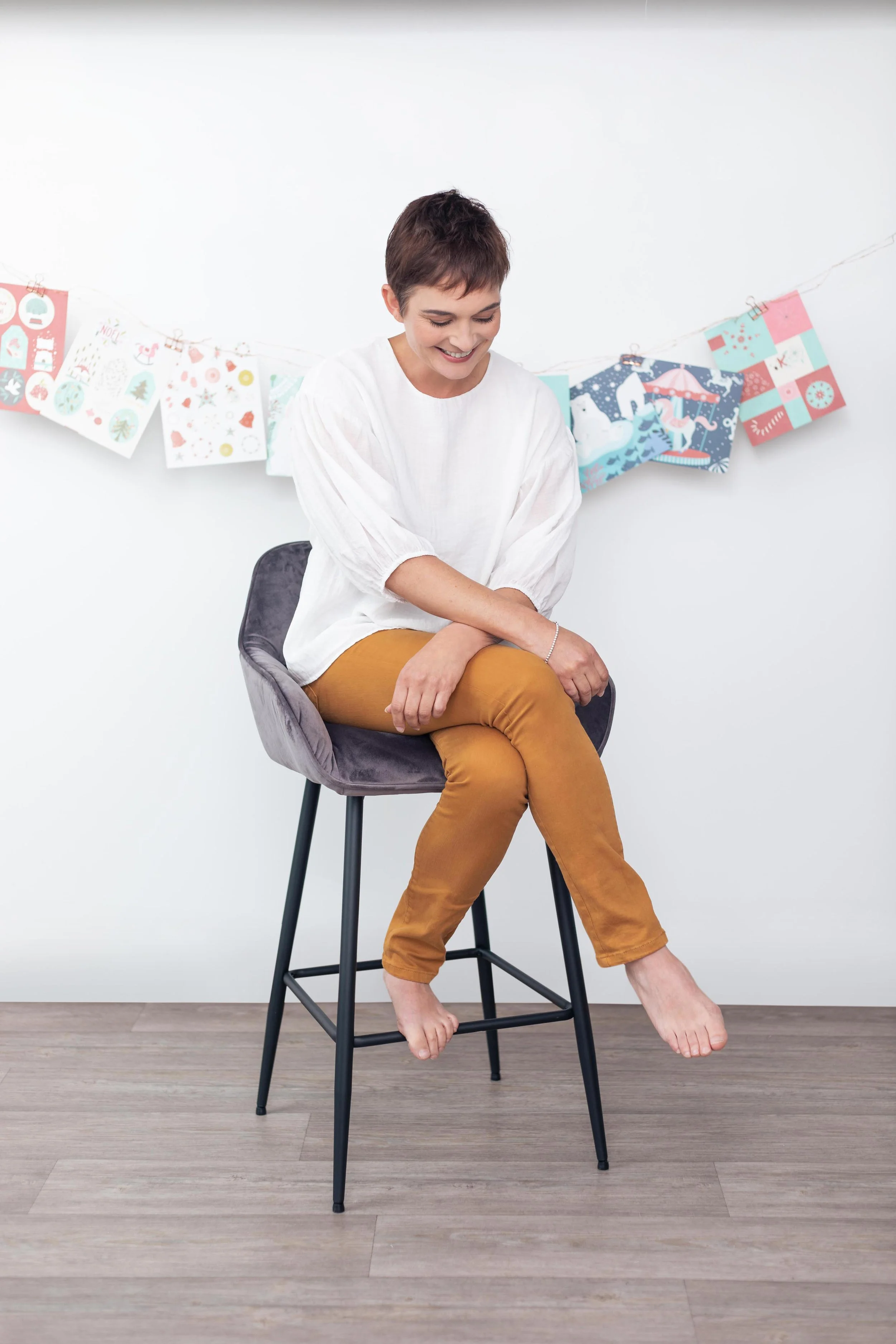 CONTACT — Mel Armstrong - Art & Illustration