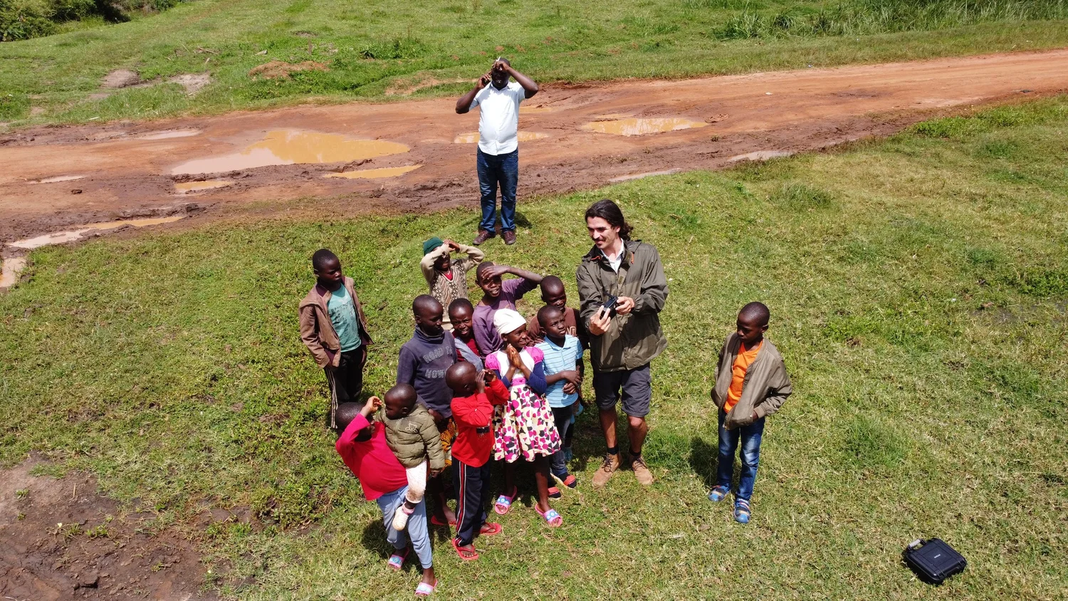 Restor: empowering communities for global conservation and restoration ...