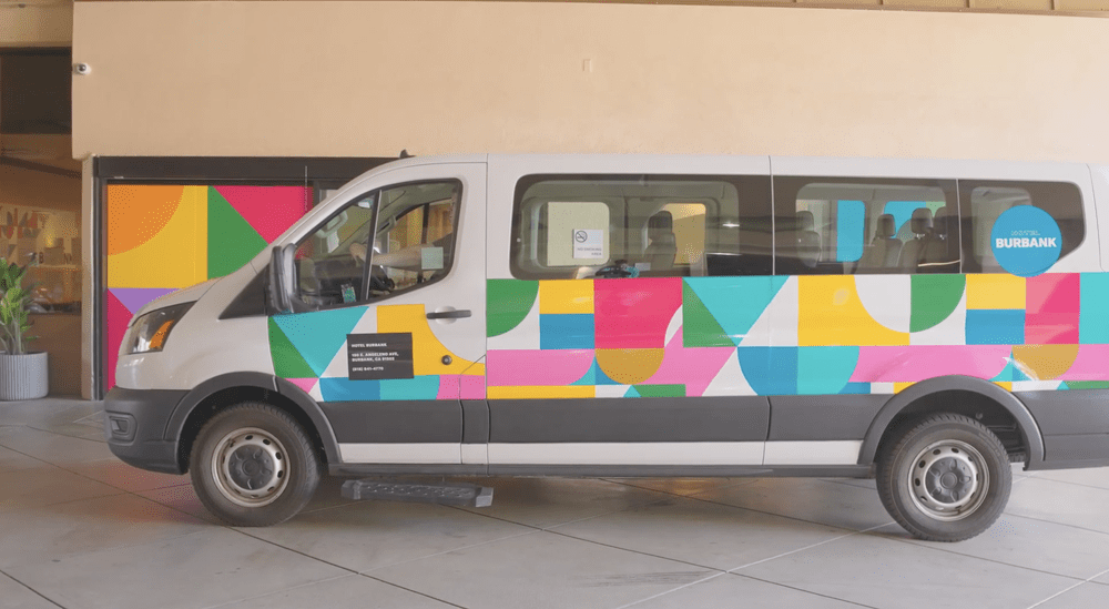 Hotel Amenities in Burbank | Pool, Gym & Shuttle | Hotel Burbank ...