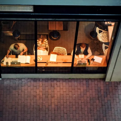 Mastering GenAI Communication: An Unexpected Edge to Better Human ...
