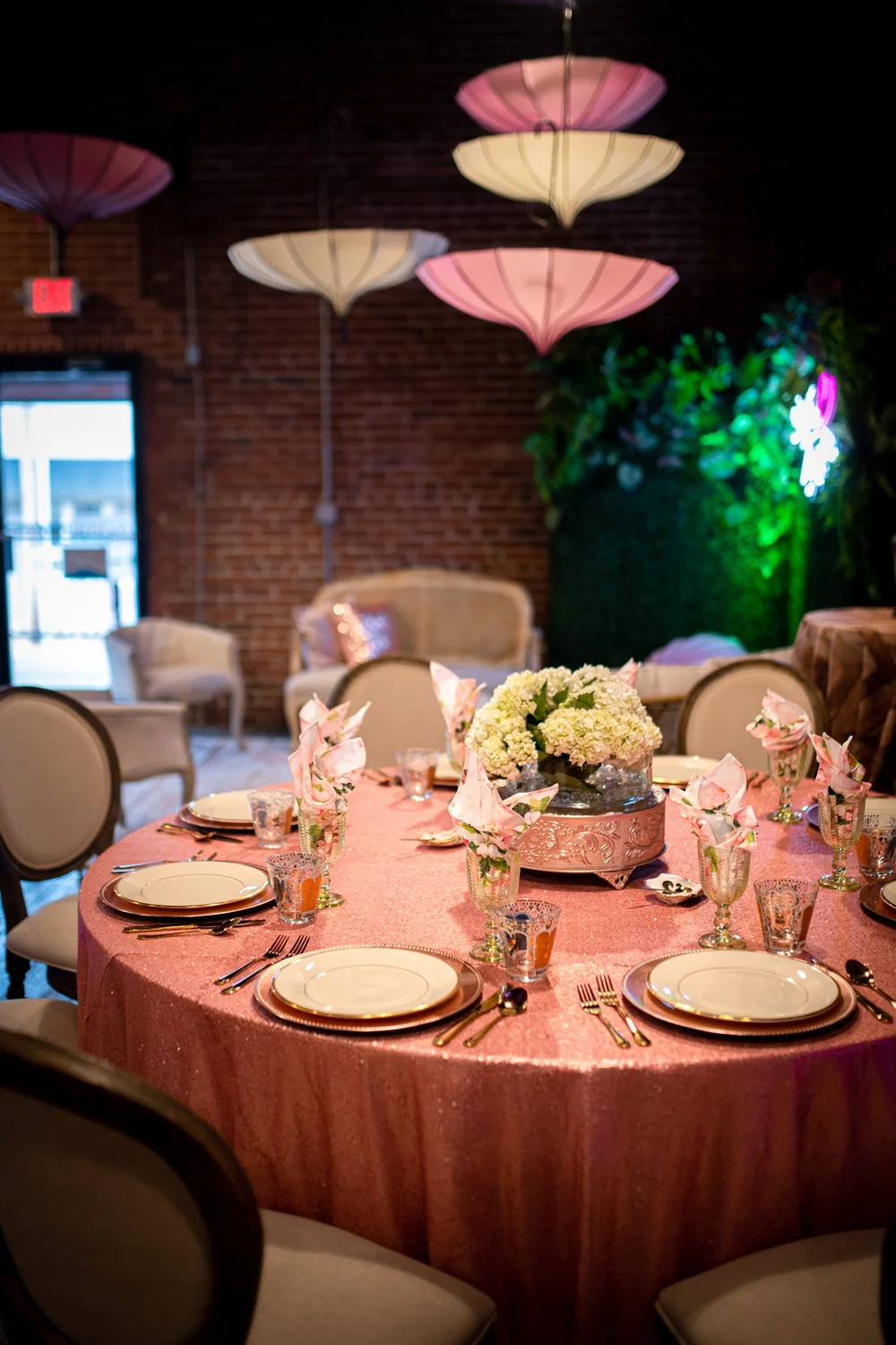 THE RIDGE ROOM | St. Louis