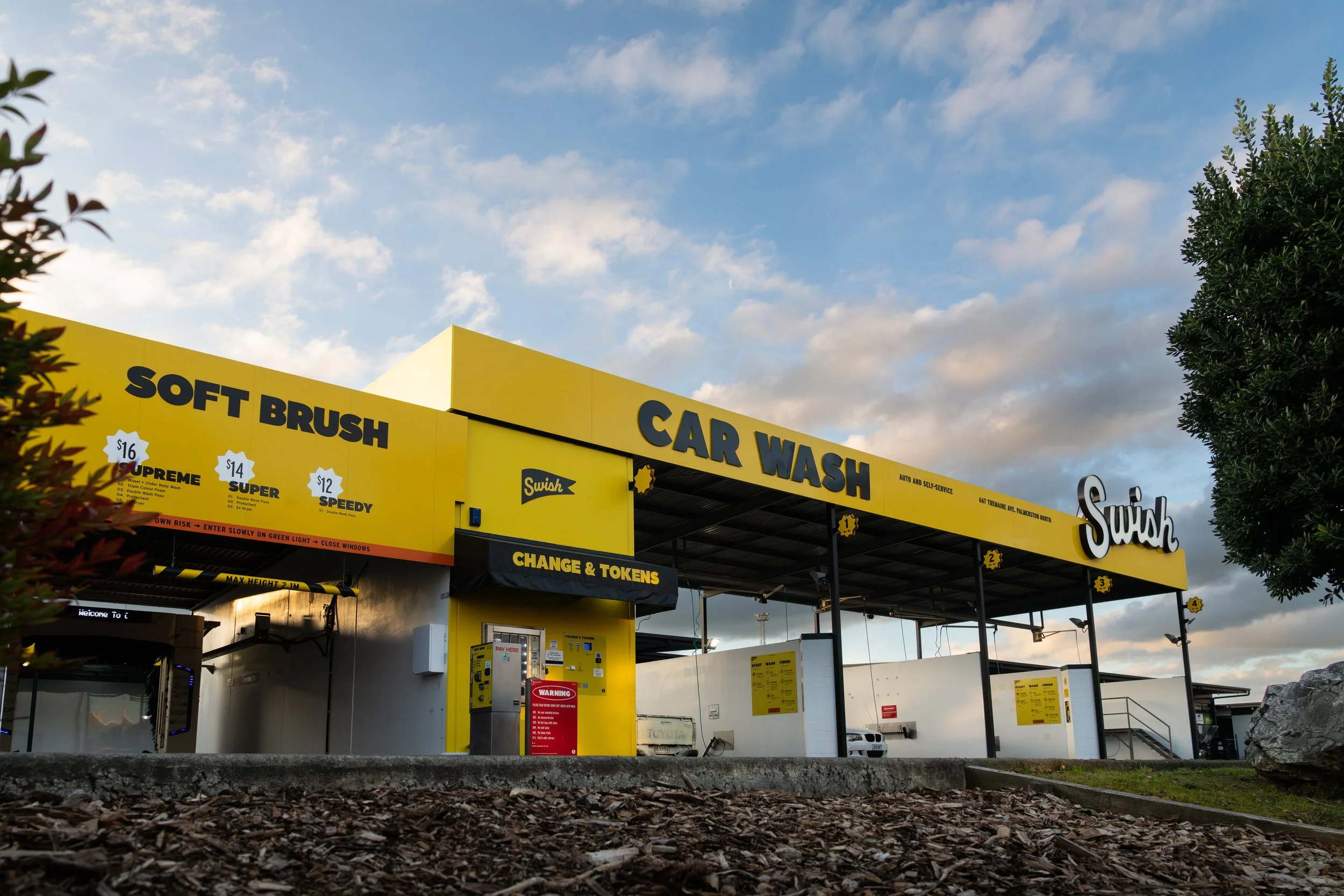 Hamilton — Swish car wash