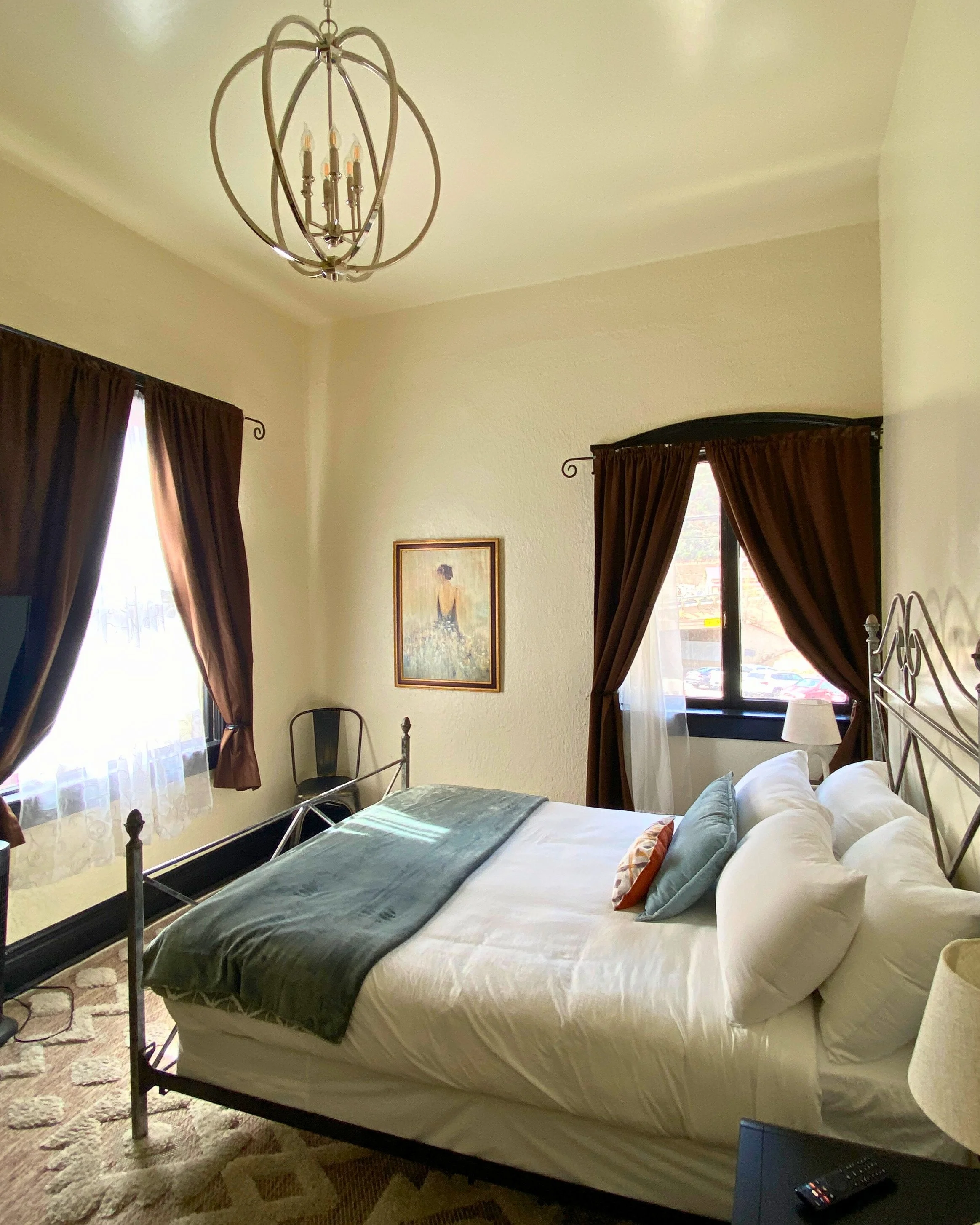 Photos — The Block Hotel