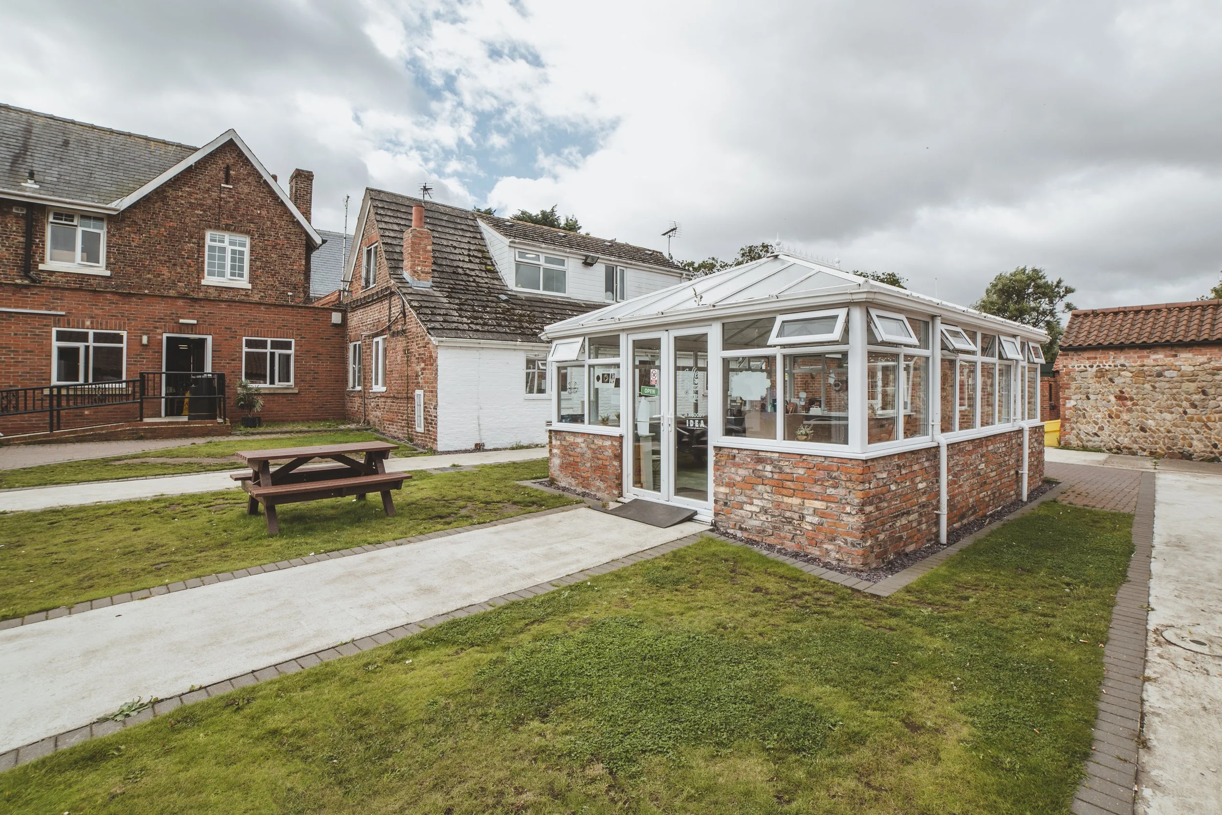 About 1 — Hatzfeld