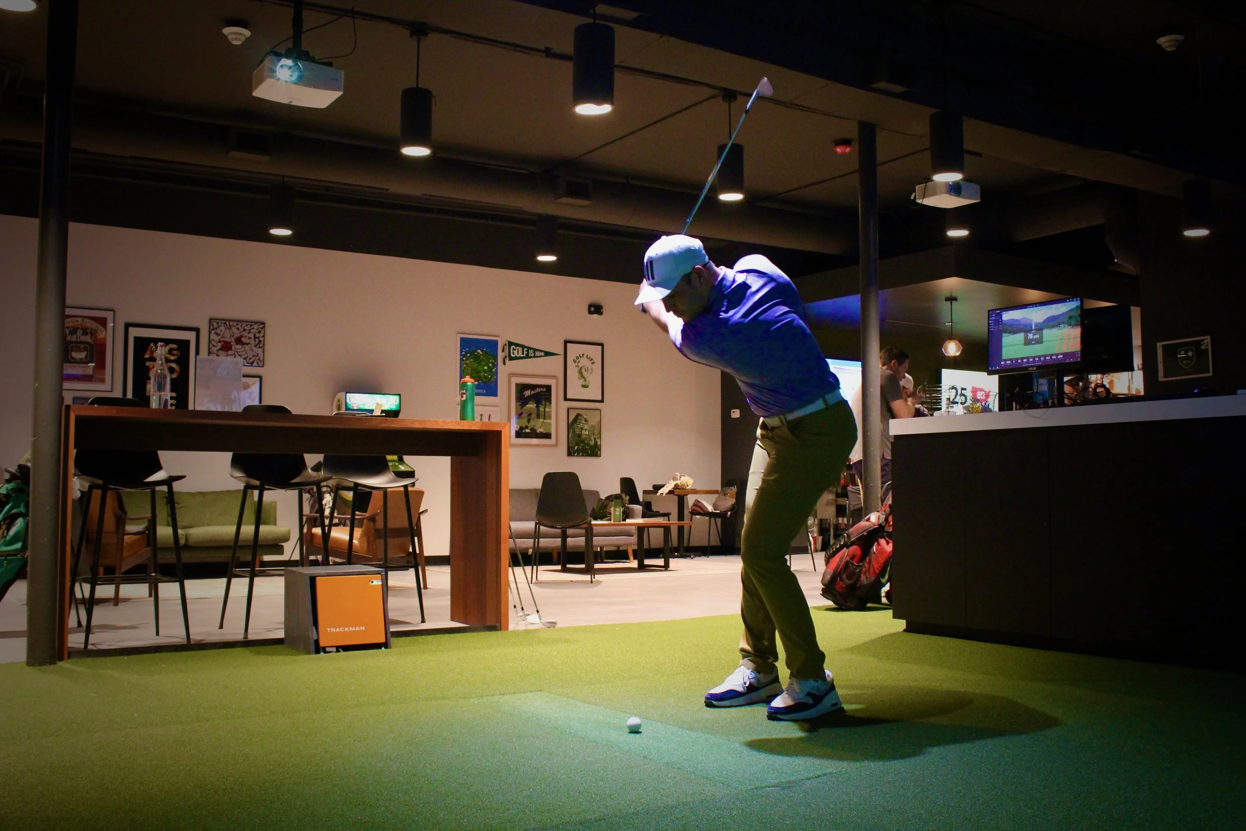 Atlanta Golf & Social | Indoor Golf | Golf Lessons | Sports Bar