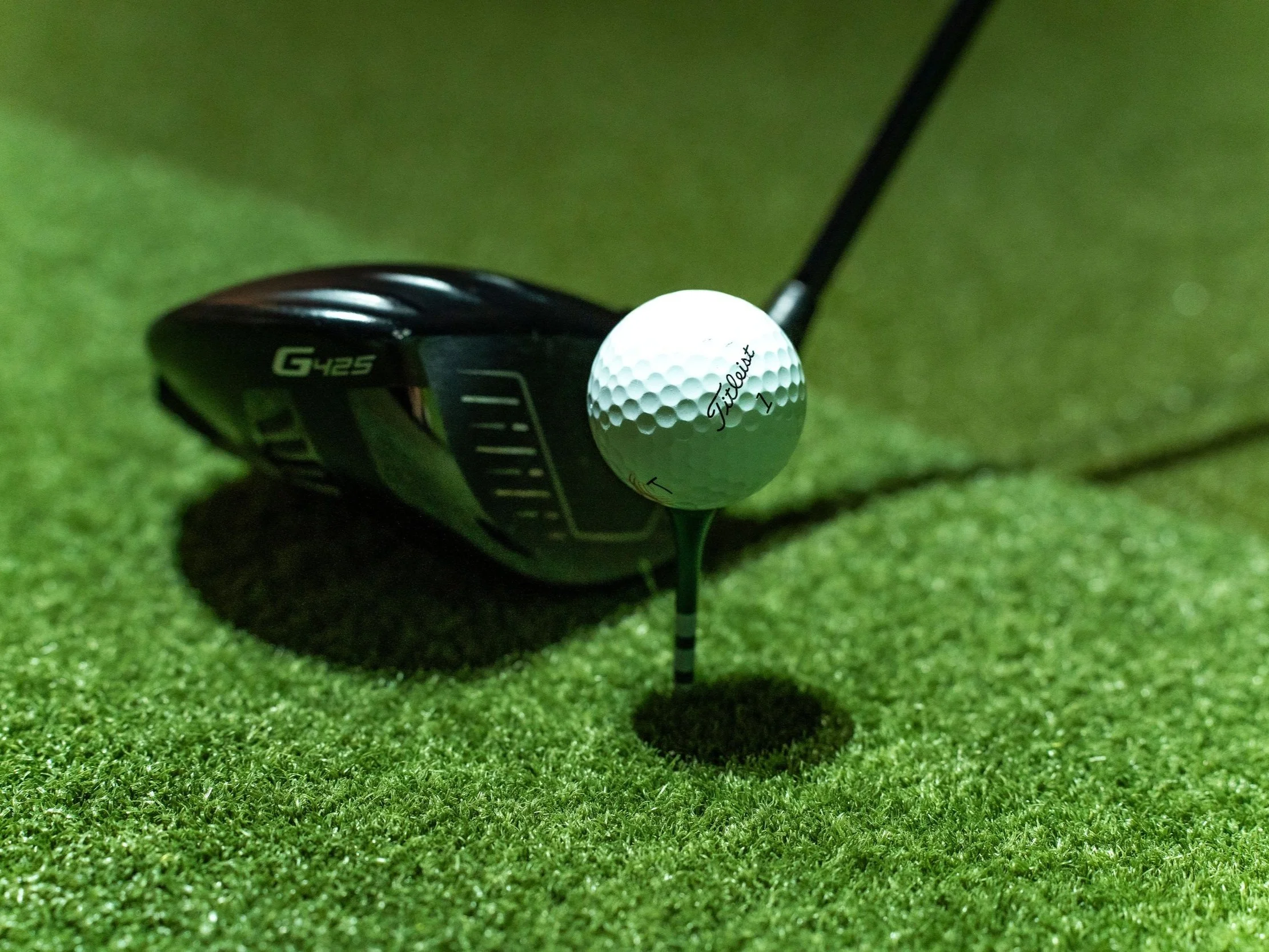 Atlanta Golf & Social | Indoor Golf | Golf Lessons | Sports Bar