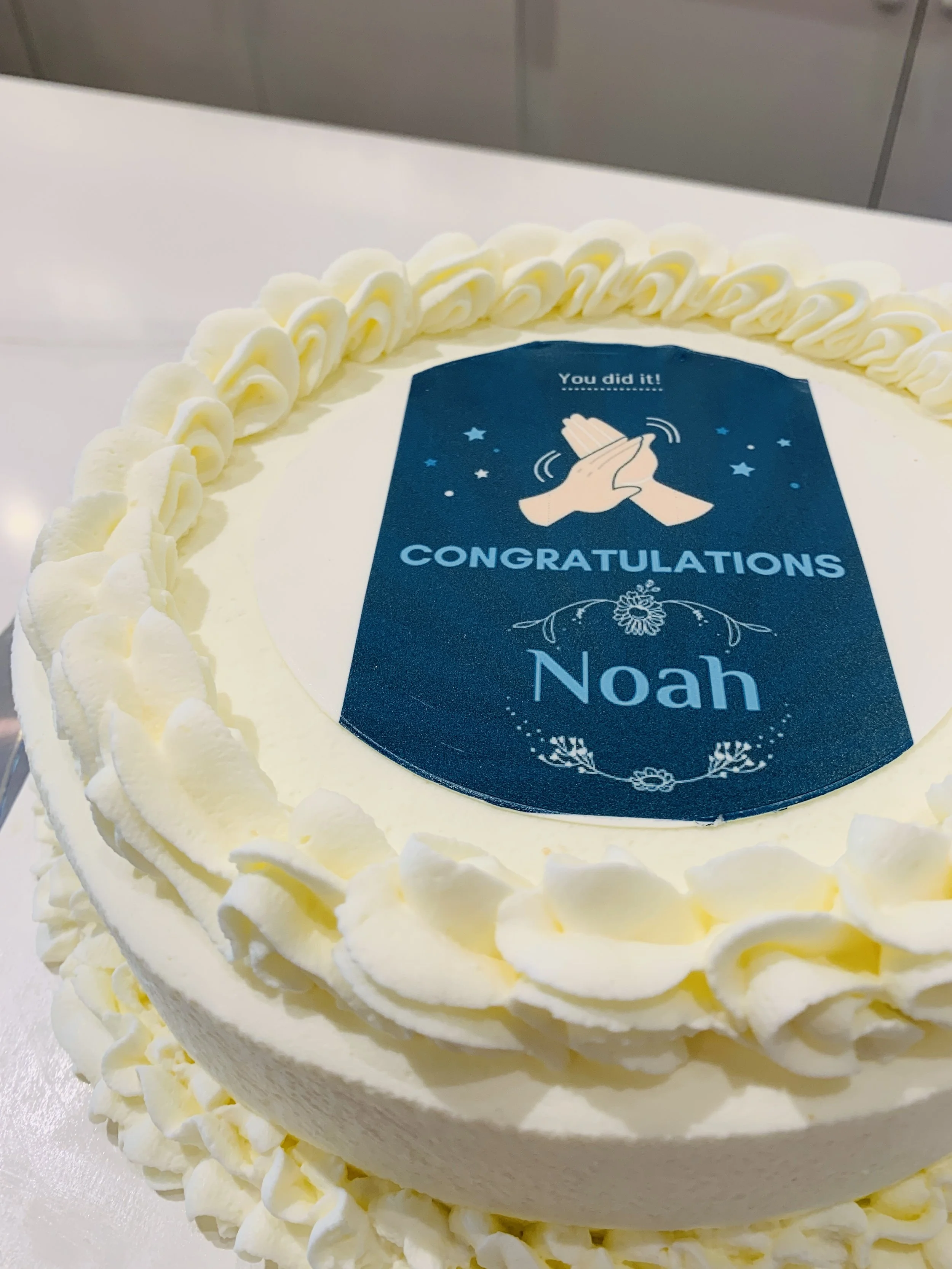 CUSTOM CAKE — DOTORI Bakery & Cafe