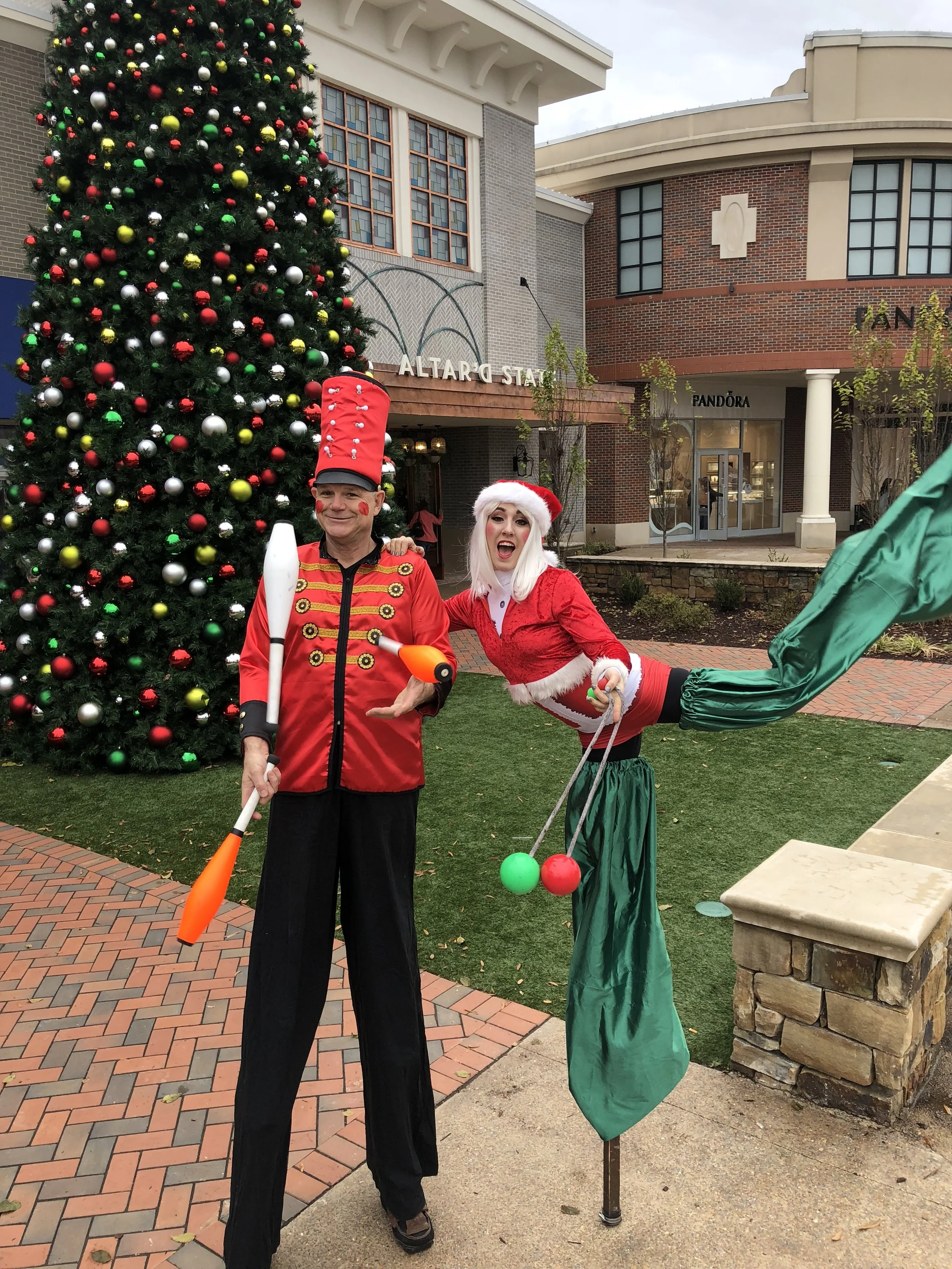 Hire a Stilt Walkers | Nashville Party Entertainment | Cowboy & Cowgirl ...