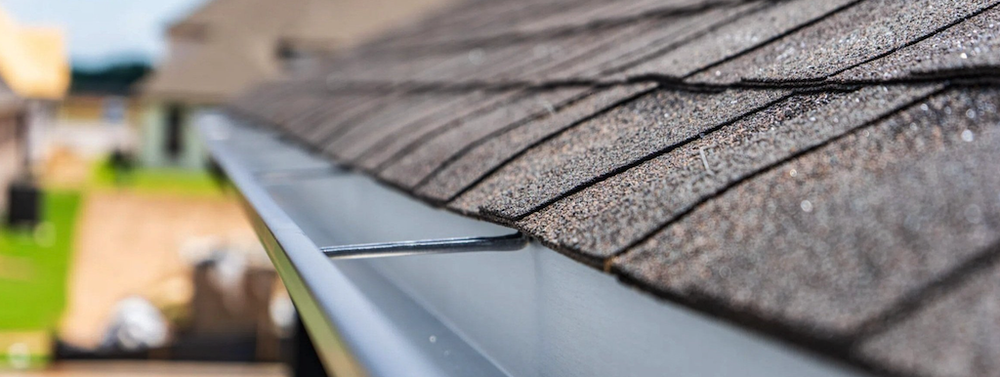 Denver Seamless Gutters and Gutter Cleaning