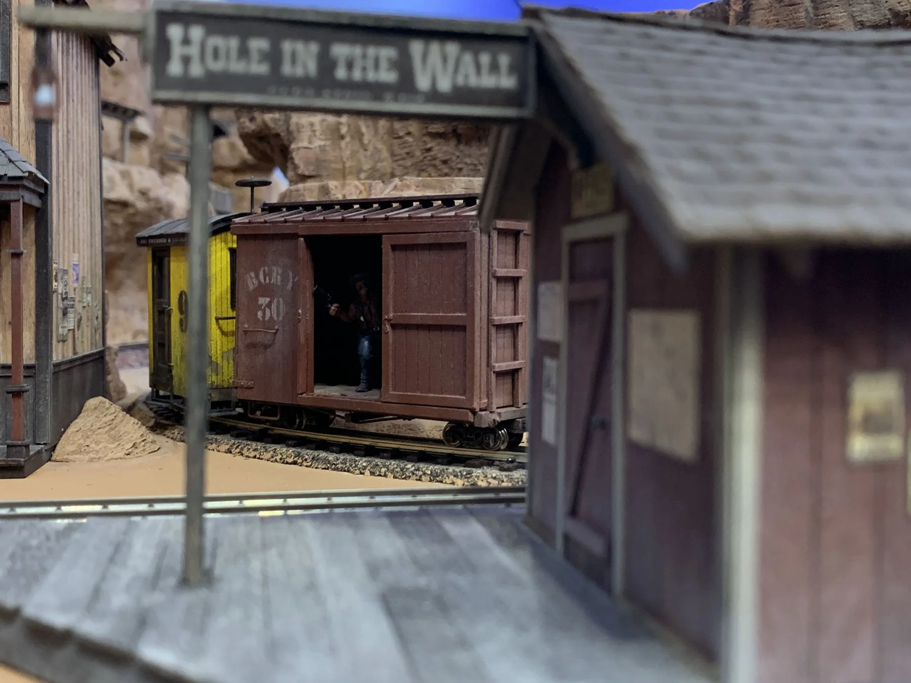 On18 Boxcar — Thunder Mesa Studio