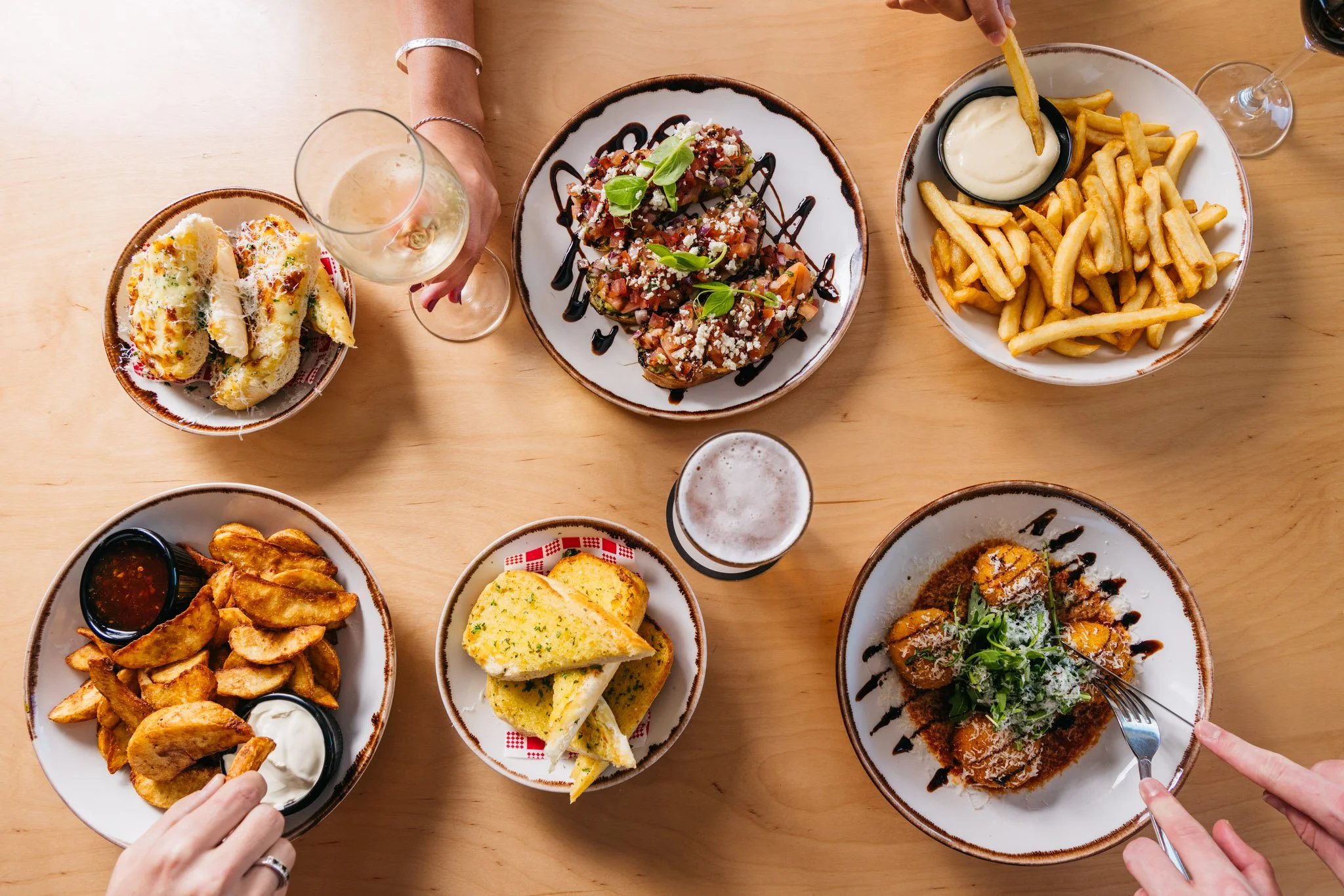 Bondi Public Bar - Bondi Beach Hotel