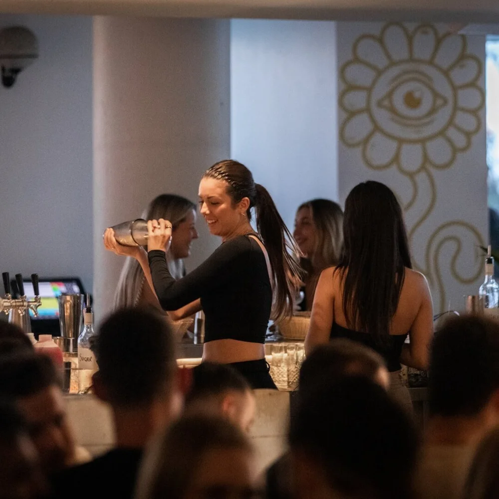 Bondi Public Bar - Bondi Beach Hotel