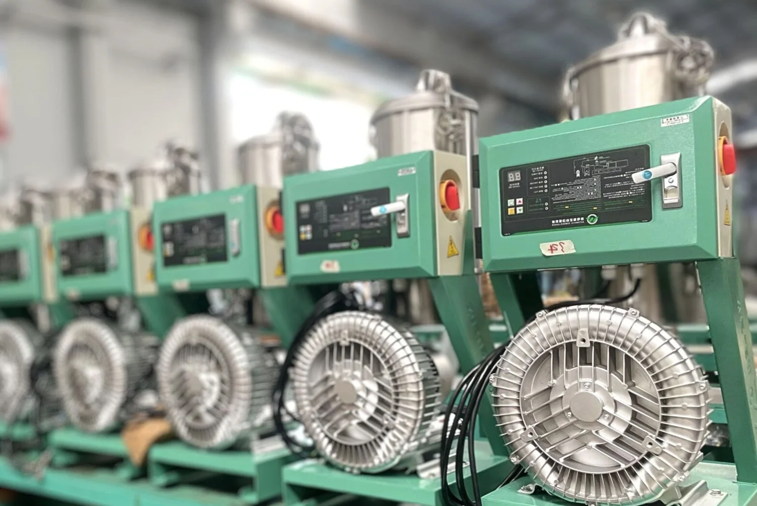 Auxiliary Machines for Plastics Processing — Wensui | Auxiliary ...