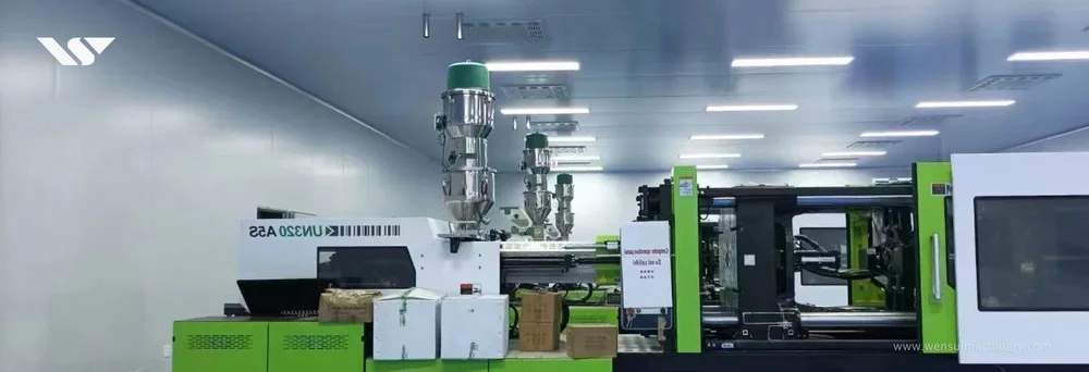 Material Feeding For Injection Molding Production | Wensui