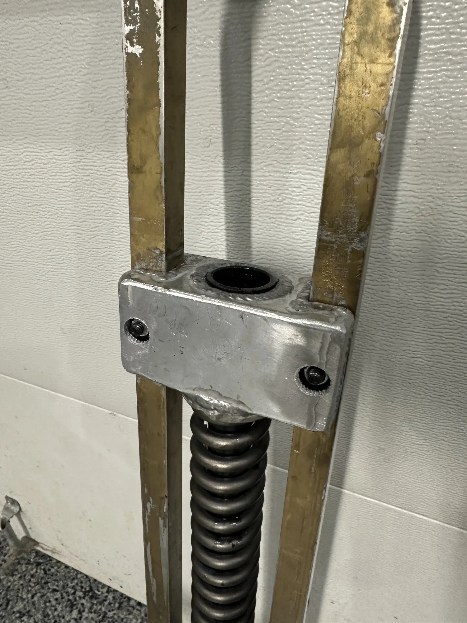 NSG Grom Pogo Stick — Xpogo