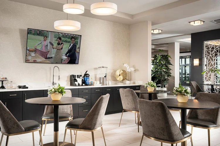 THE PRESTON — Obelisk Home