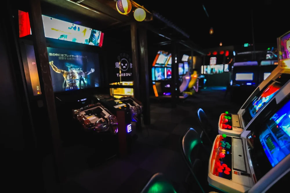 LUCKY CAT ARCADE