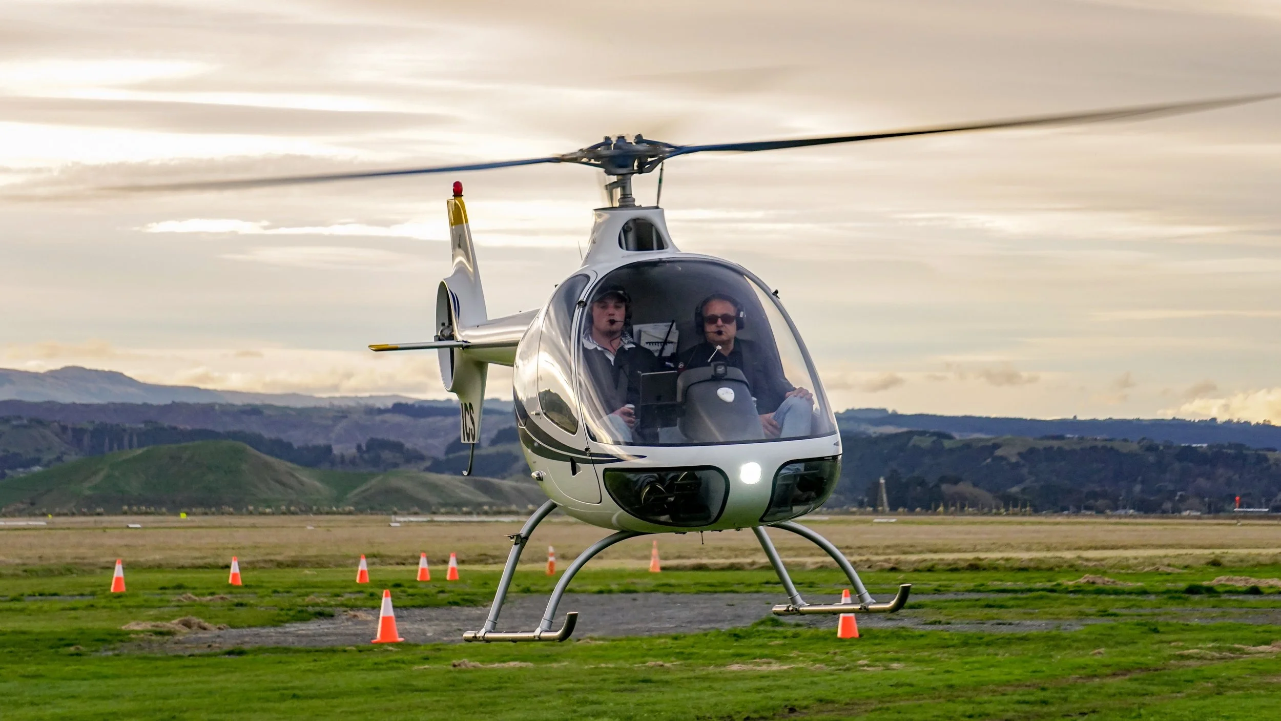 Get Your Commercial Helicopter Pilot's Licence — Aroha Helicopters