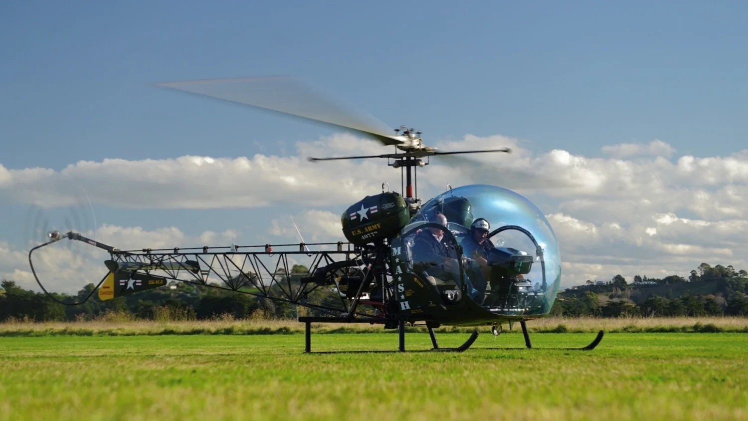 Cabri G2 | Bell B47 | Bell B206 Jet Ranger — Aroha Helicopters