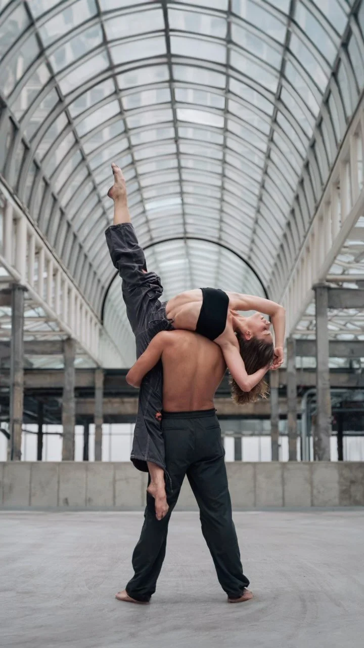 Utilizing Colorful Clothing To Stand Out In Portraits — Lumosco Photo