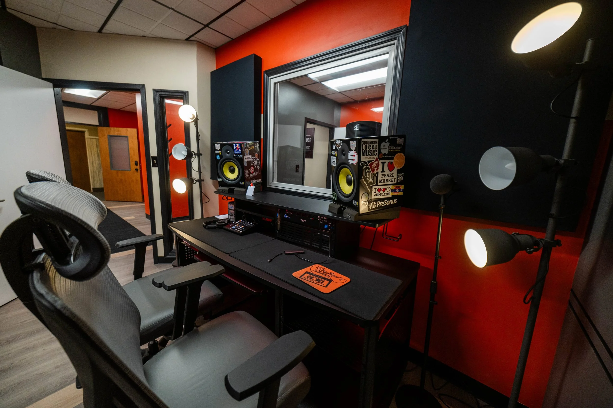 Book Da Booth — Columbus Ohio's Premier Recording Studio